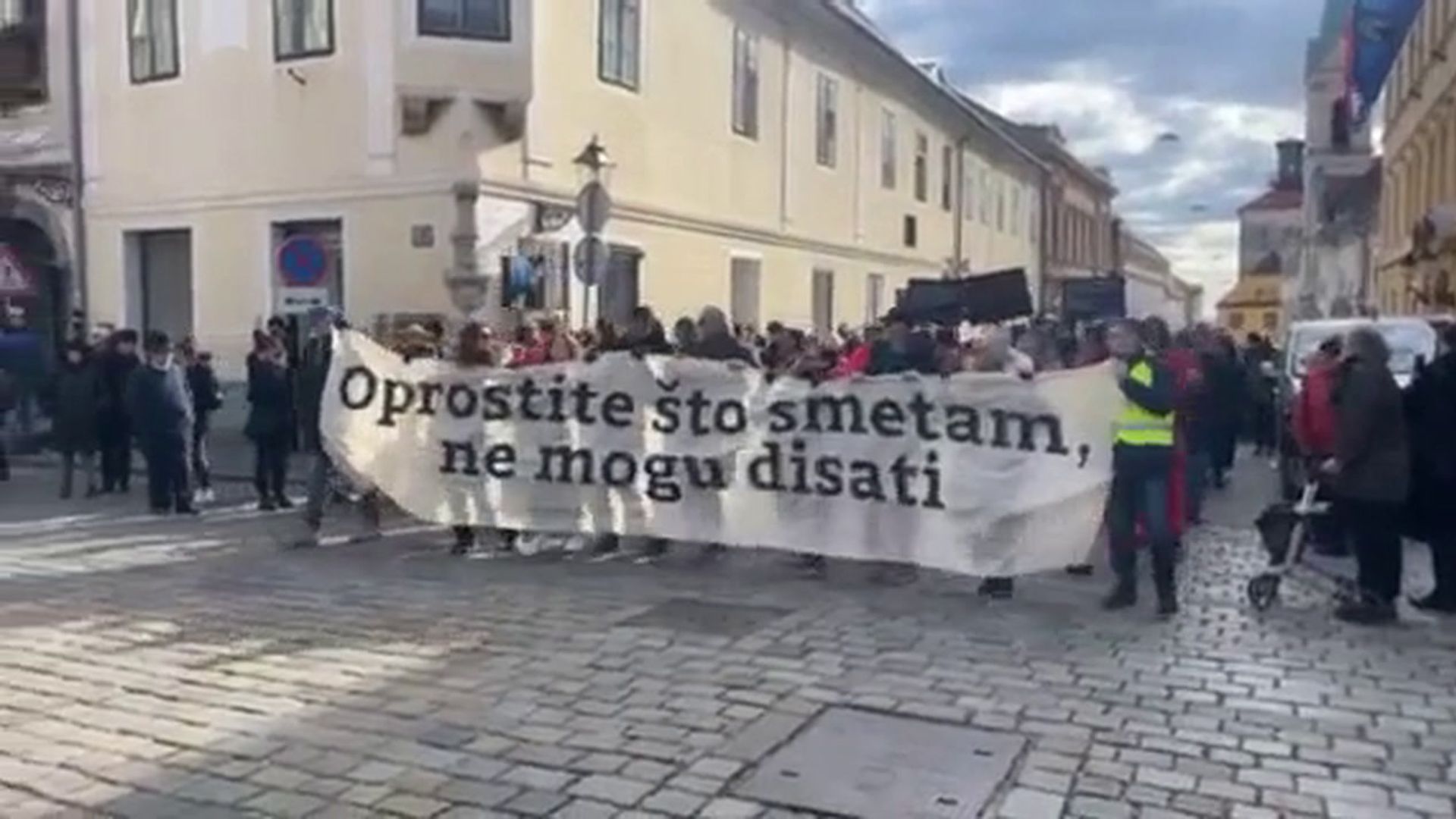 Prosvjednici stigli na Markov trg