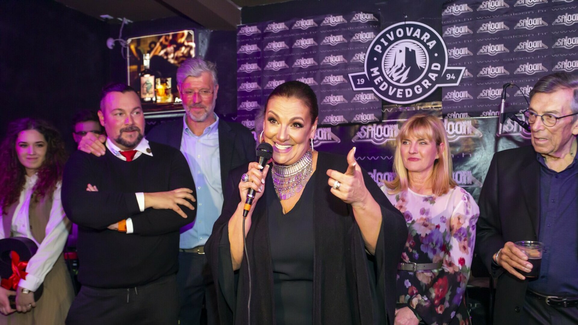 Sjećate se Mirne Berend? Bila je jedna od naših najpopularnijih voditeljica, a sada se pojavila ...