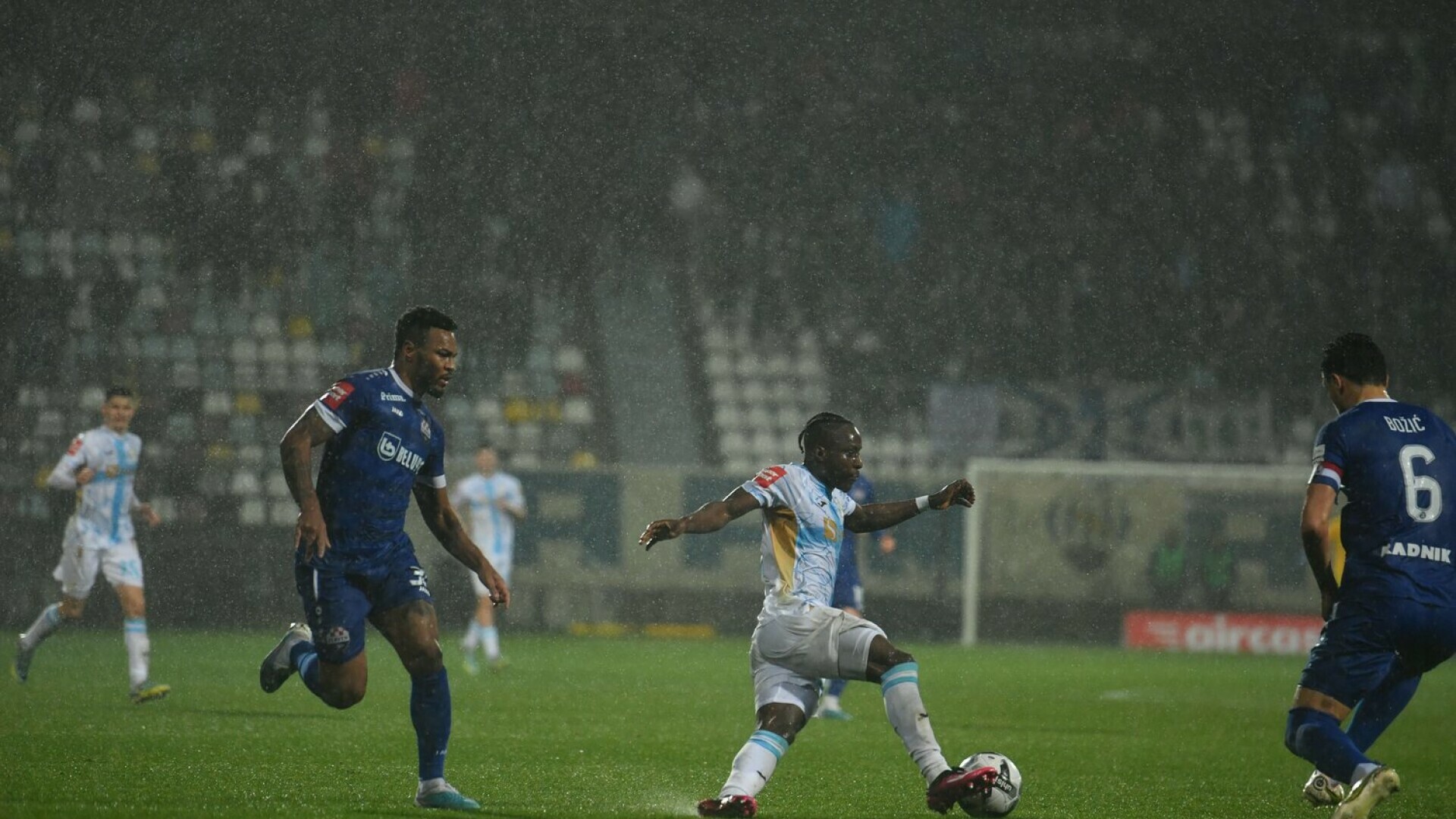 HNL - liga koja se igra tijekom sva četiri godišnja doba i koja ima ...