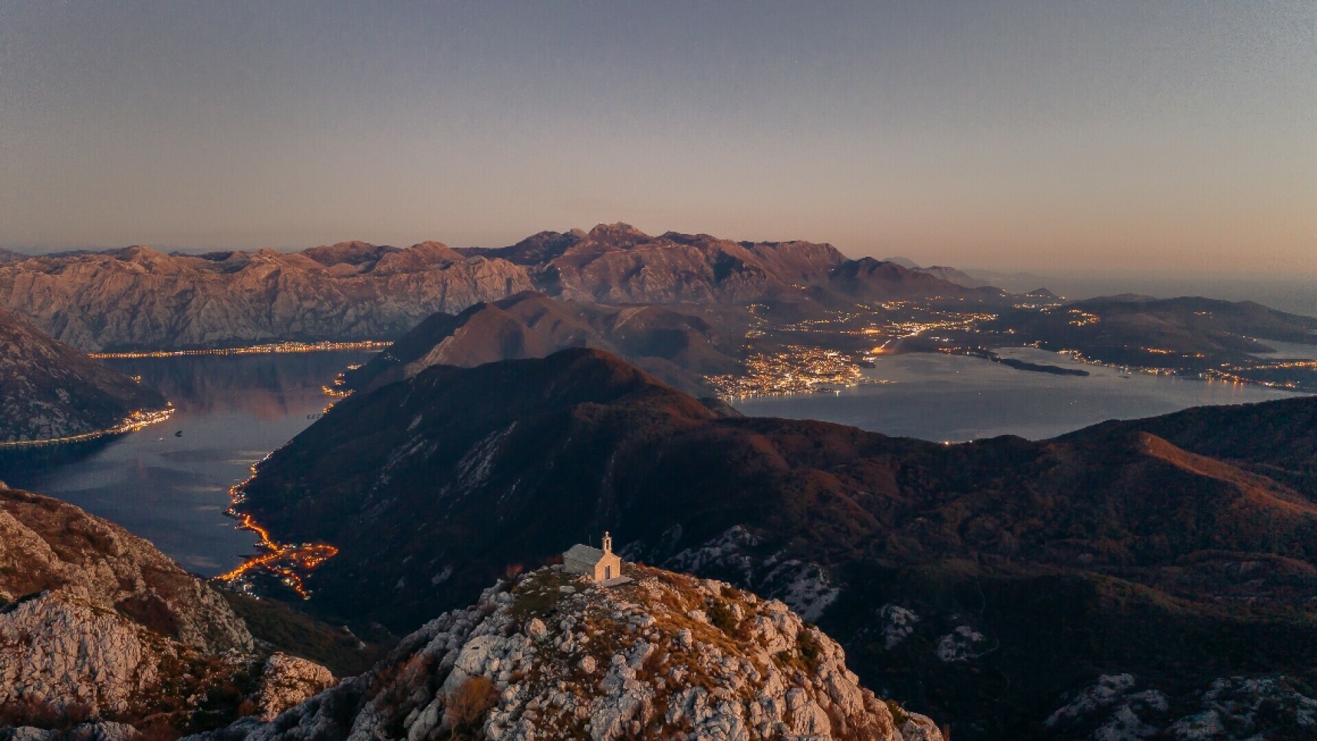 Između Boke i neba: Park prirode "Orjen" darežljiv je u pogledima i surovoj ljepoti krša