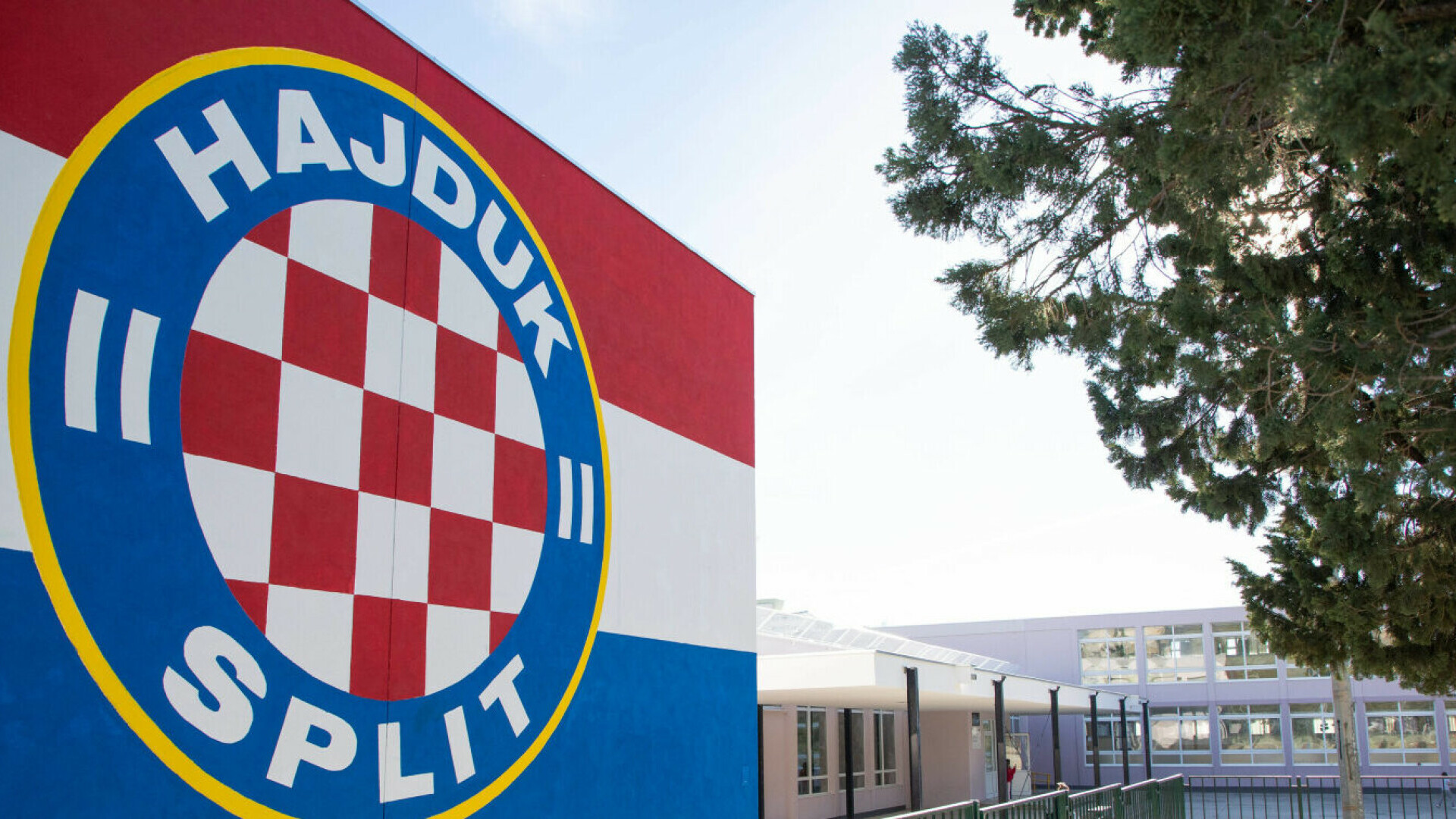 Za Hrvatsku biciklom do Portugala: Novi predsjednik Hajduka prošao ...