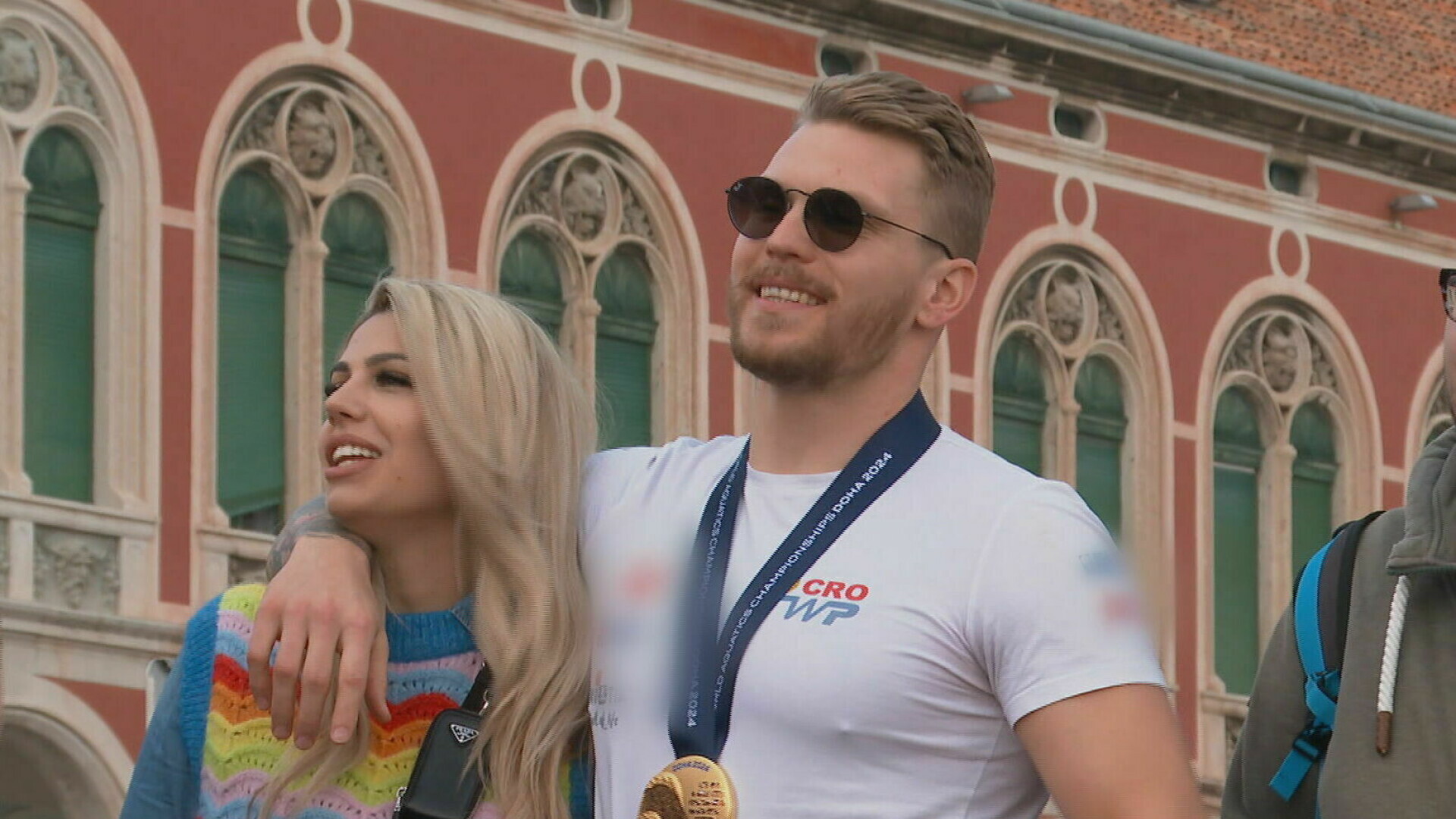 Naš najzgodniji vaterpolist i samozatajna partnerica krstili su kćer ...