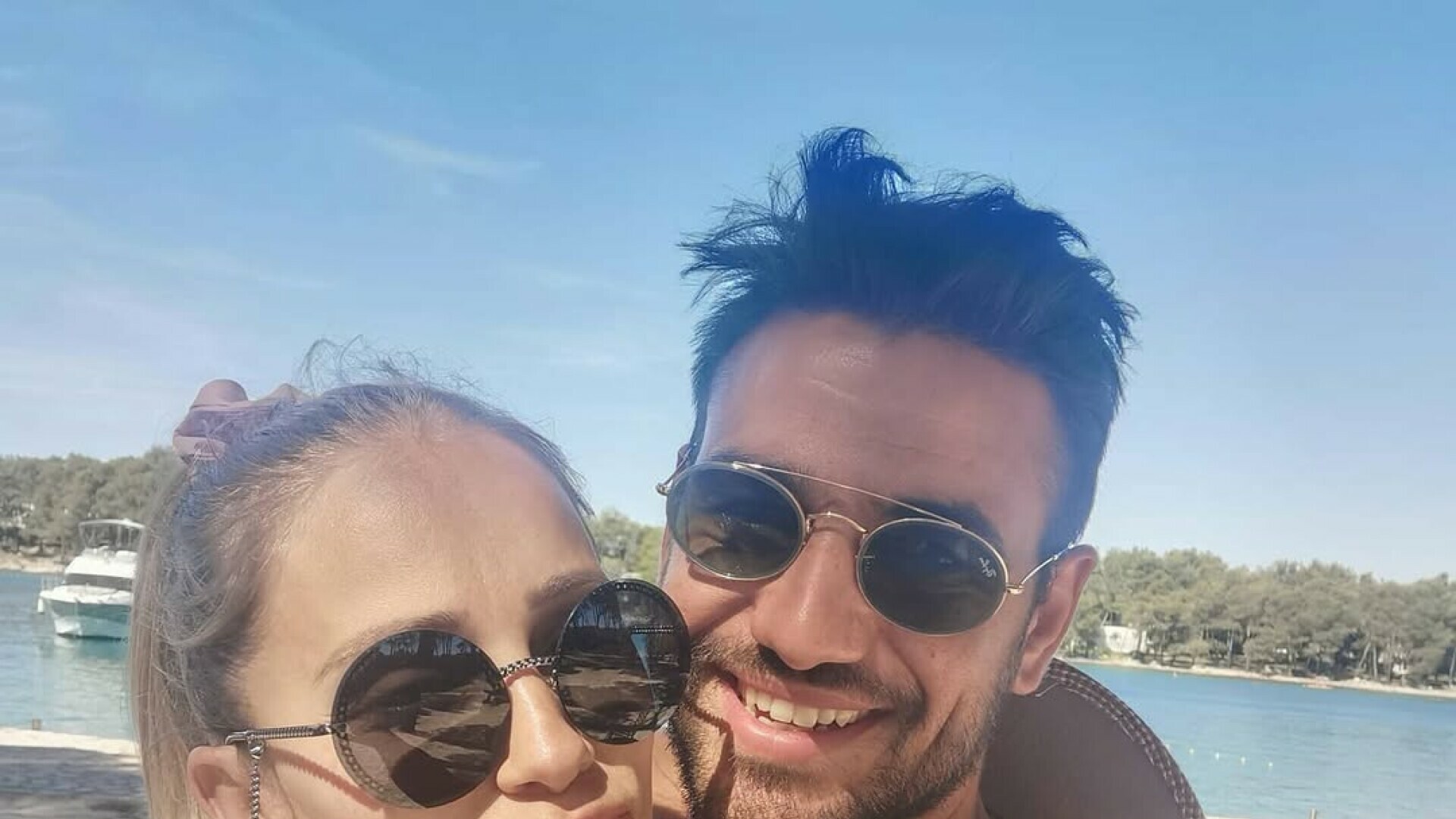 Pjevač koji s Thompsonom ima hit u braku je s udovicom našeg pokojnog ...