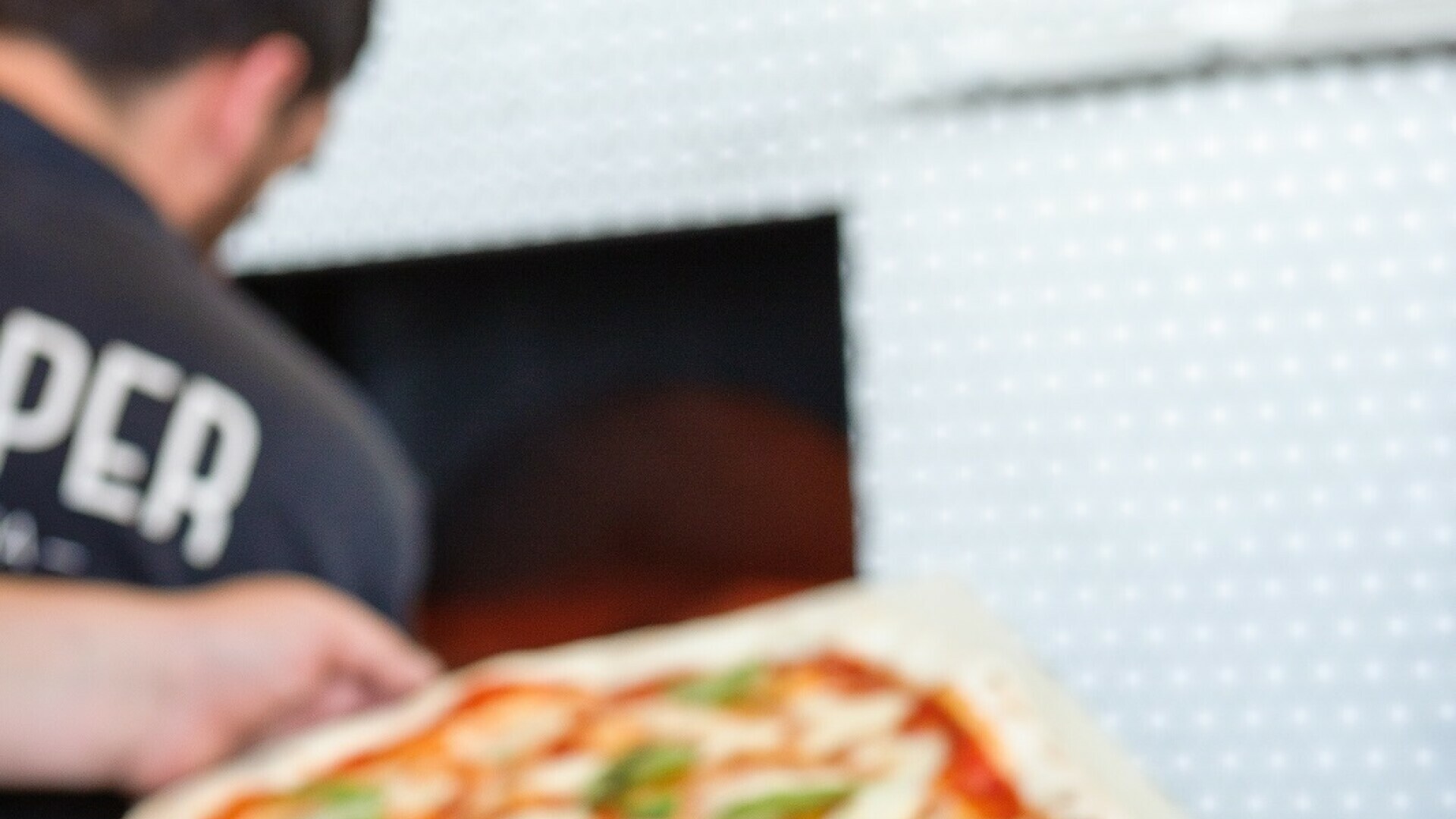 Pizza od metra u Splitu: Mjesto gdje možete pojesti odličnu pizzu s ...