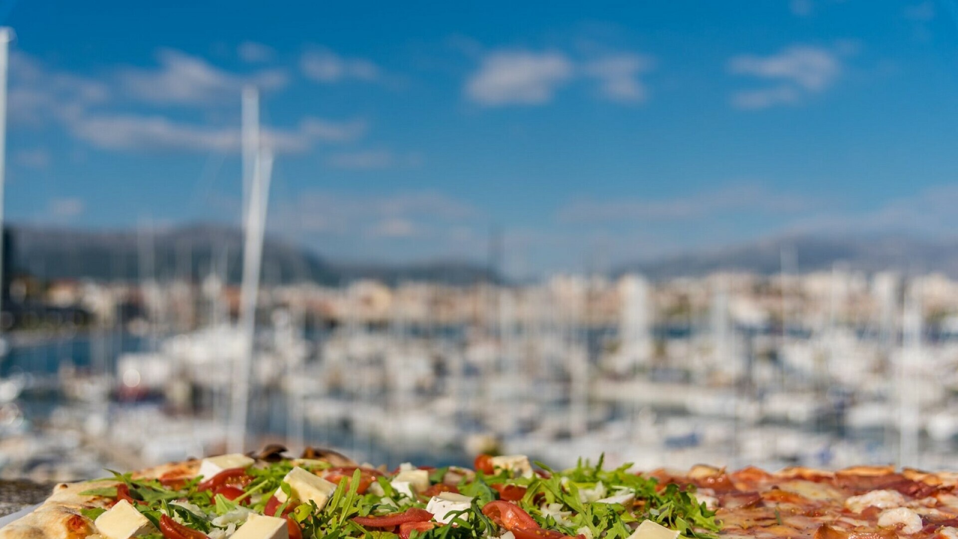 Pizza od metra u Splitu: Mjesto gdje možete pojesti odličnu pizzu s ...