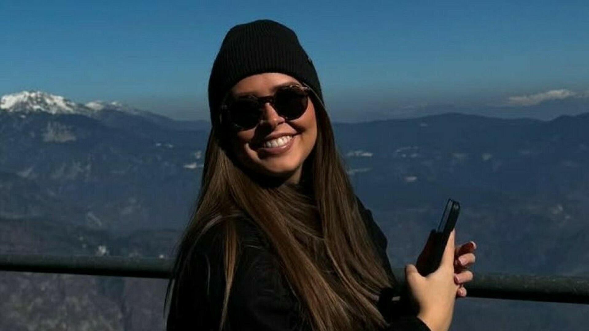 Kći Ene Begović i Dikana uživa u zimskoj idili s dečkom, podijelila je ...