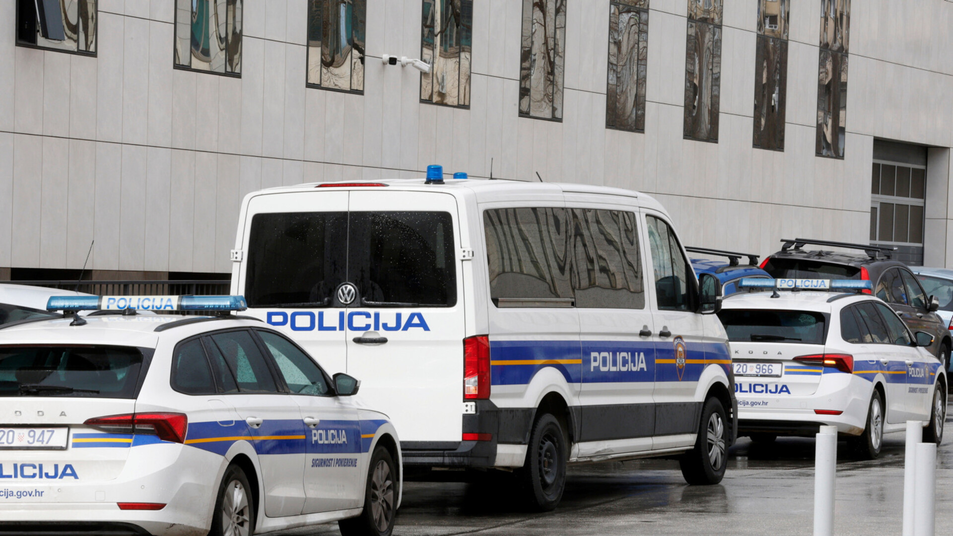 Policajac u Splitu napadnut nožem!