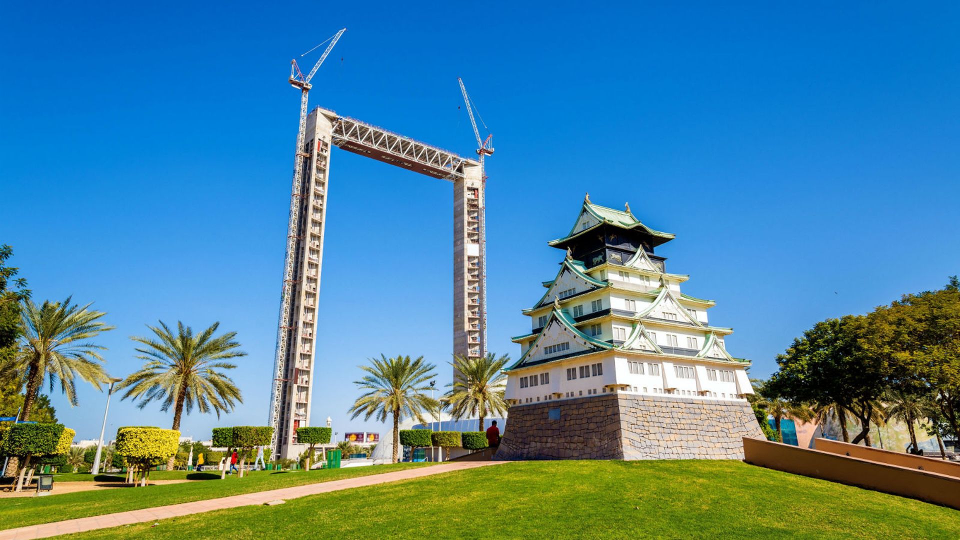 Najveći okvir za slike visok 150 metara koji uokviruje panoramu Dubaija