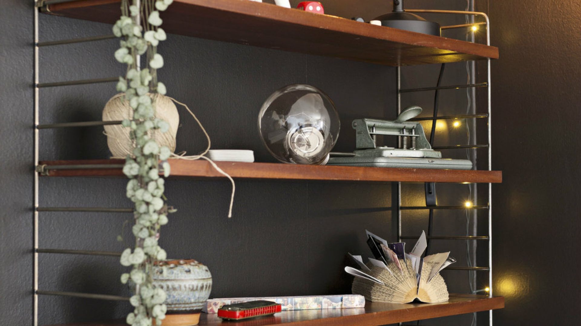 12 ideja zbog kojih ćete božićne lampice željeti staviti i ranije nego ...