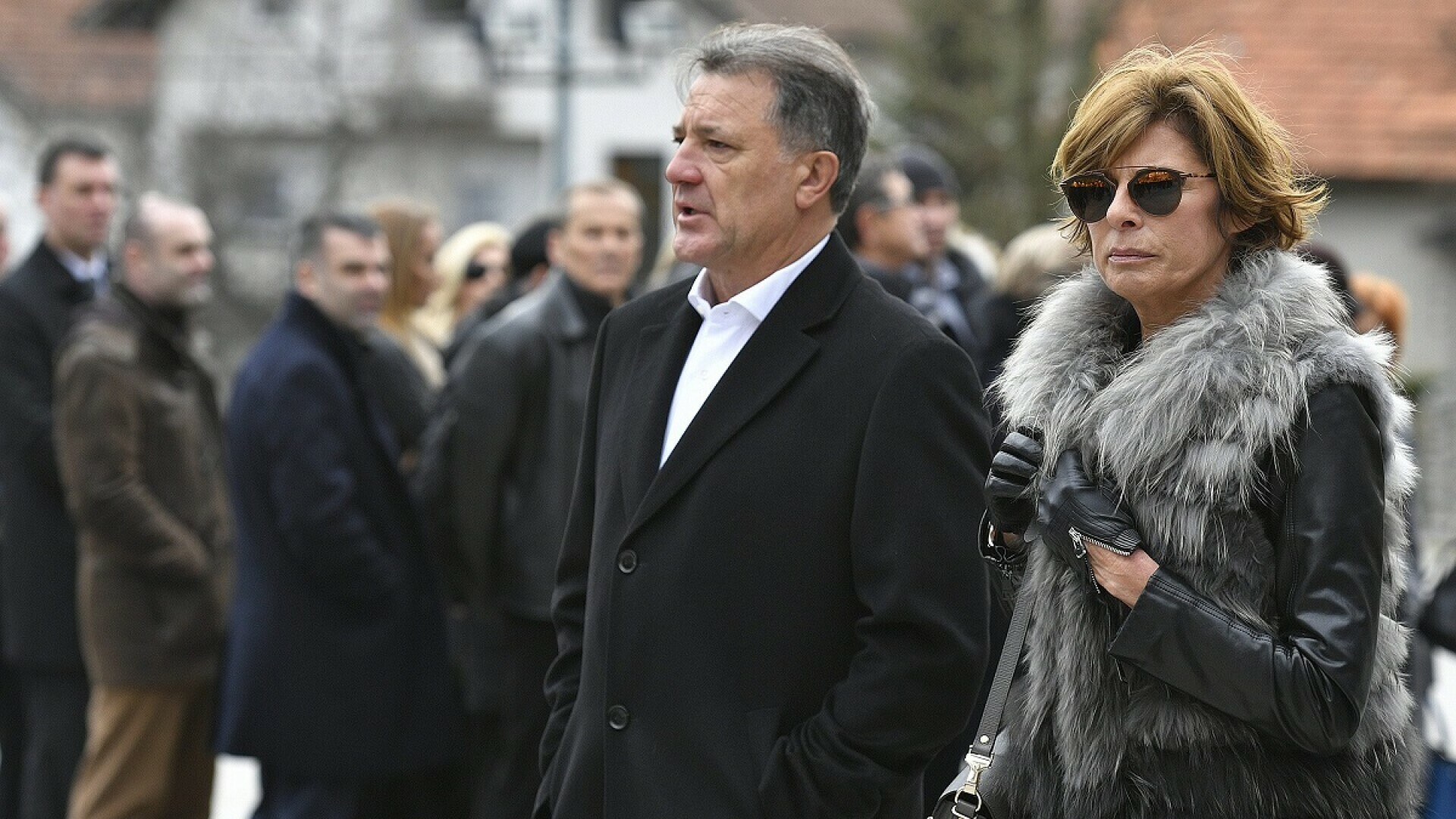 Zdravko Mamić provodi se na jahti s mlađahnom djevojkom, a nije teško ...