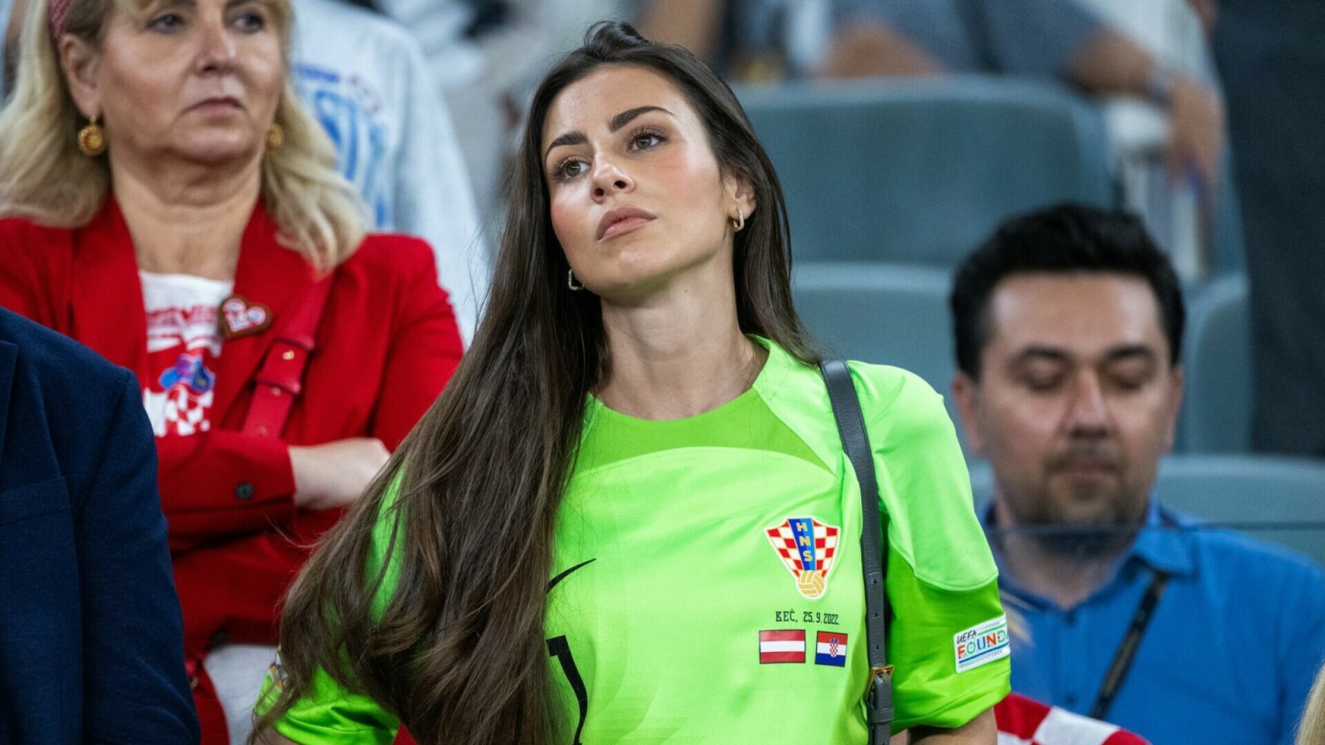 Predivna supruga našeg Vatrenog pokazala je lice bez trunke šminke, a u komentarima joj se zbog ...