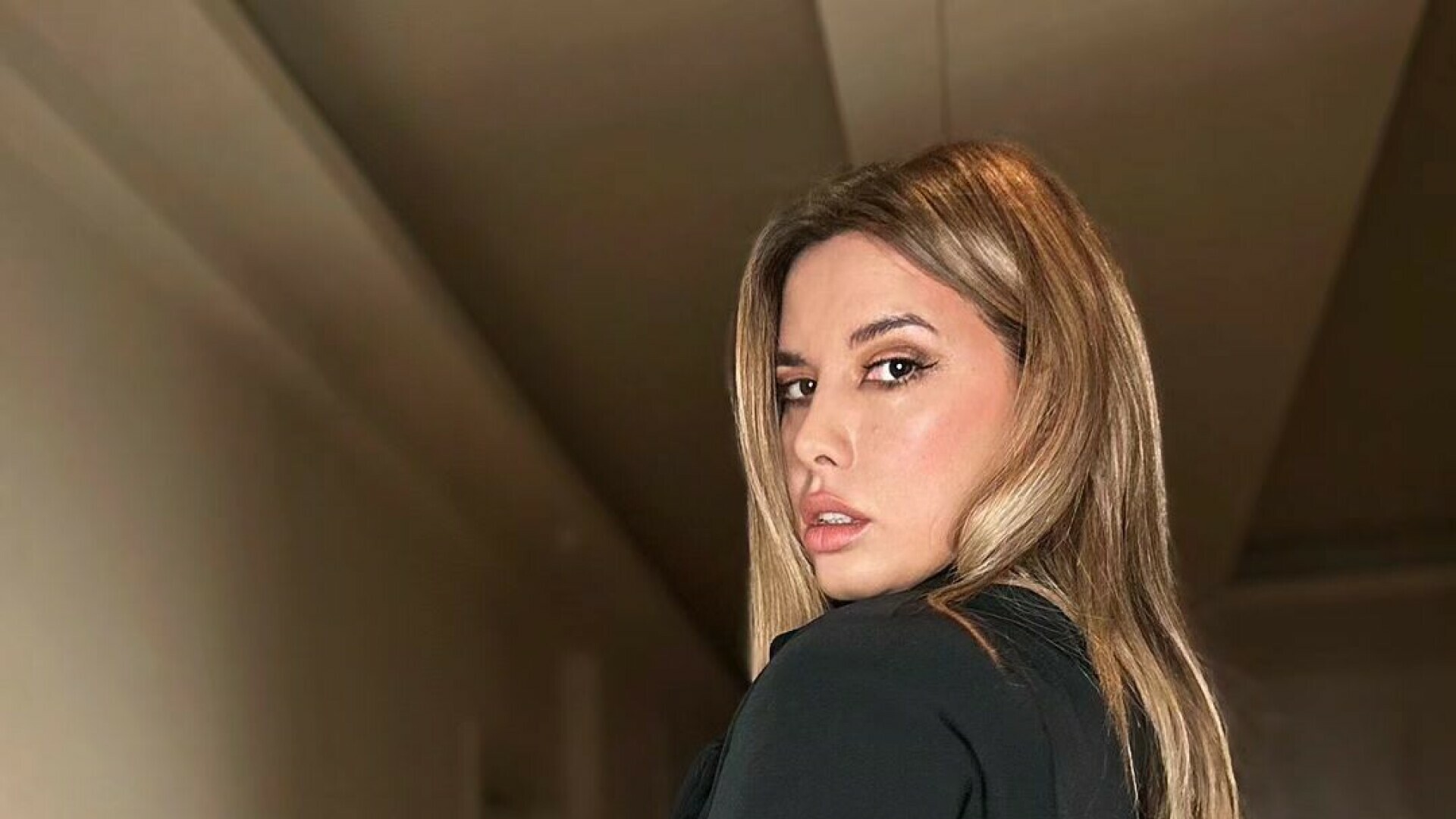 Nives Celzijus sve je iznenadila outfitom koji nam nikako ne ide uz nju ...