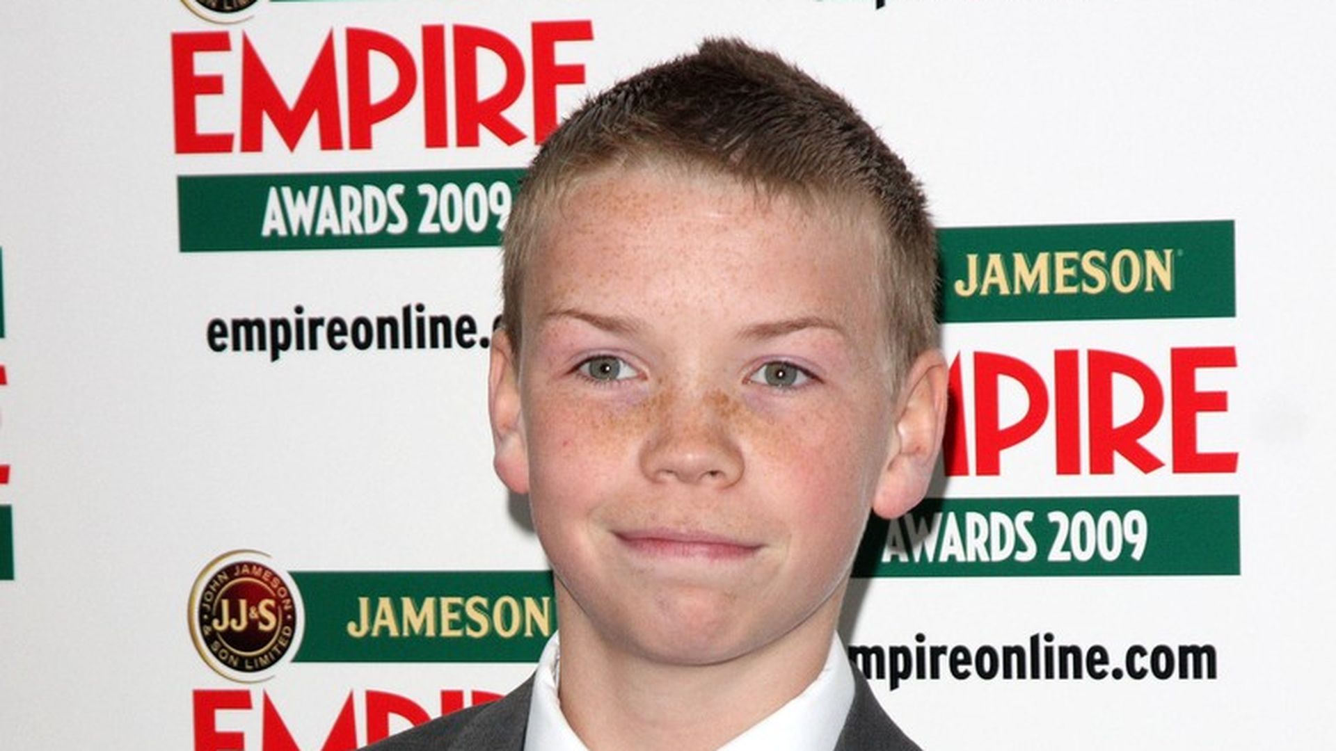 Glumac koji je javnost šokirao svojom transformacijom ljubi 14 godina ...