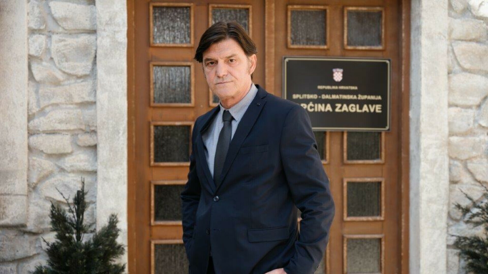 Gledamo ga kao župana Zovka u Kumovima, a njegovi sinovi također su već ...