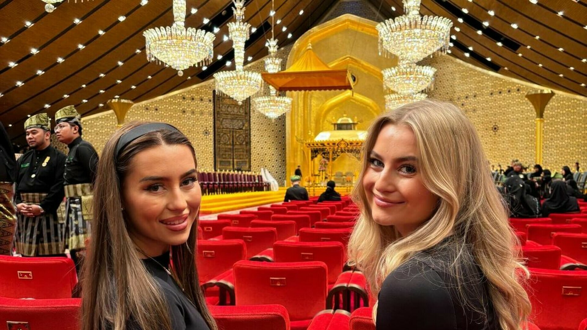 Sestra lijepe princeze hrvatskih korijena objavila je neviđene ...