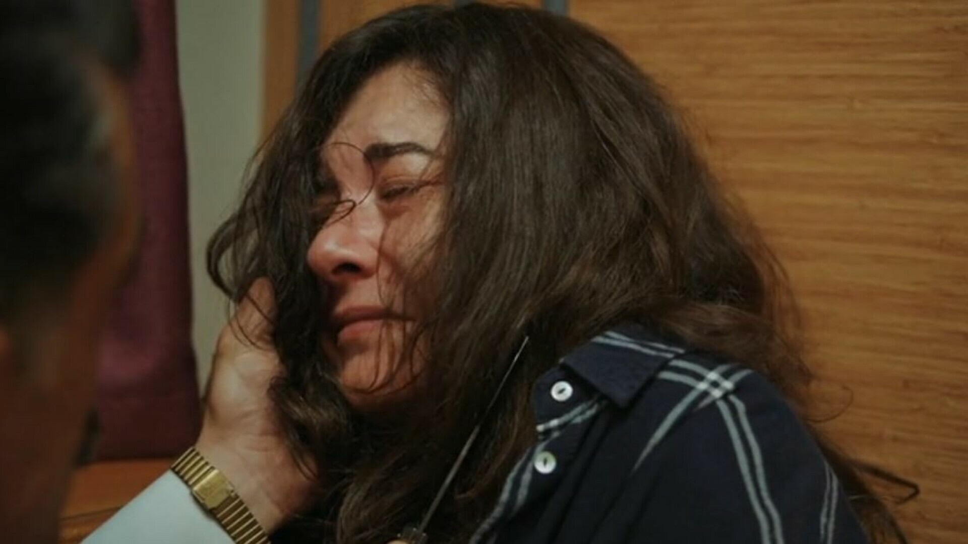 Kazim nasrnuo na Sultan nožem!