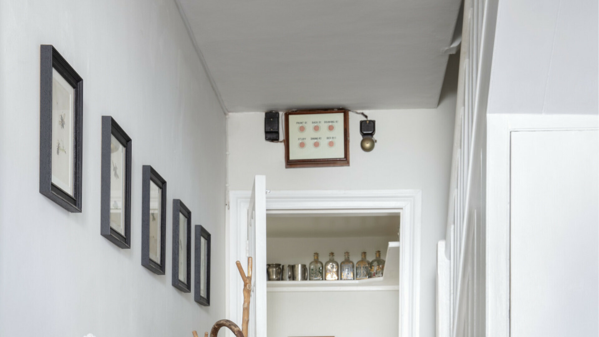 (Ne)zahvalan prostor: Sedam ideja kako urediti uski ulazni hodnik