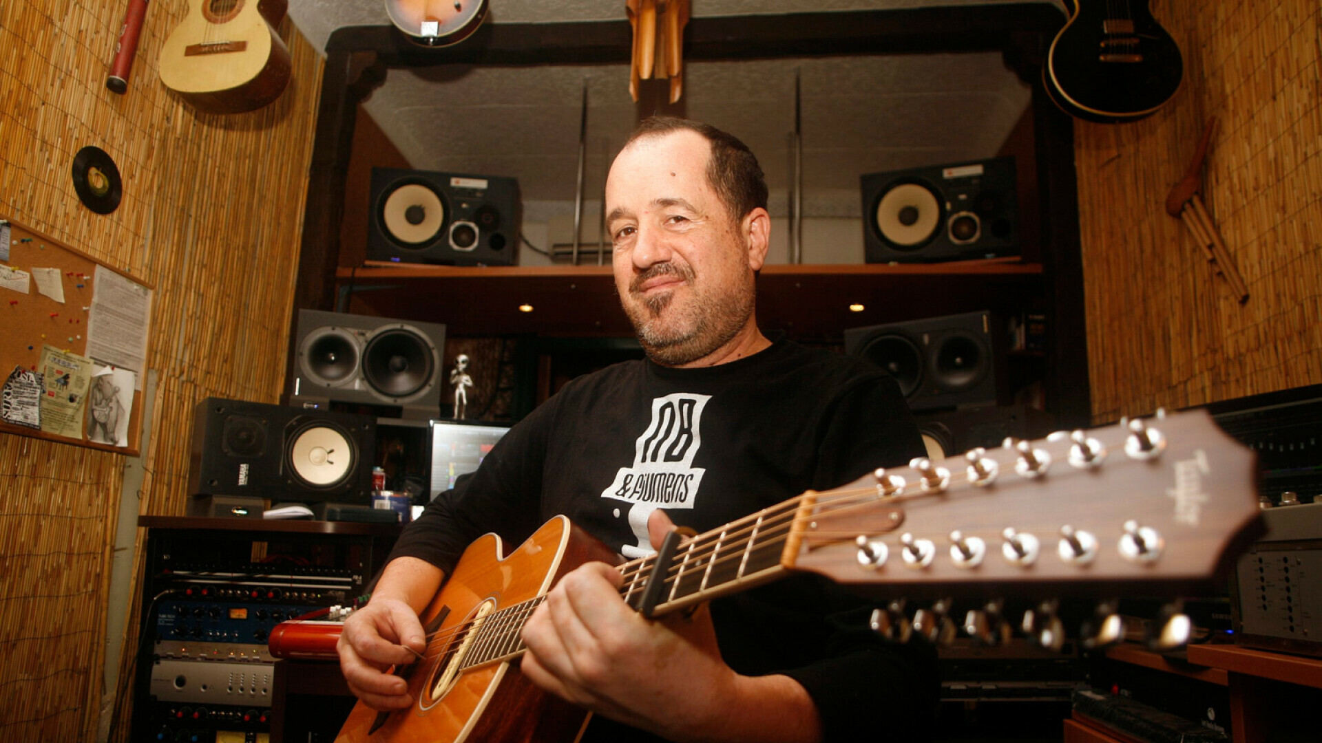 Neno Belan: 15 najvećih hitova iz 40 godina duge karijere majstora mediteranskog popa