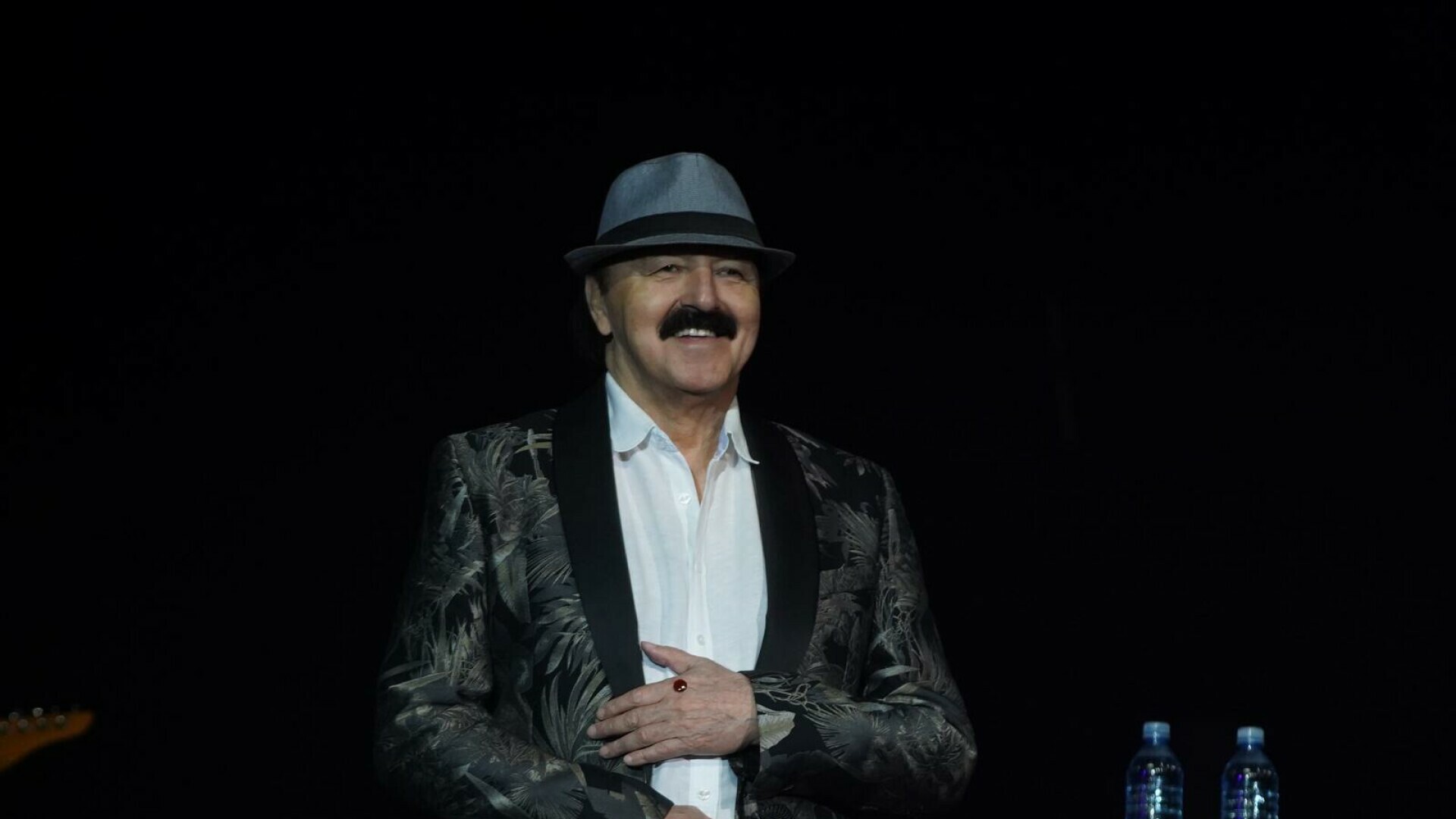 Ovako izgleda sin Harisa Džinovića: Ne voli medijsku pozornost, ali ...