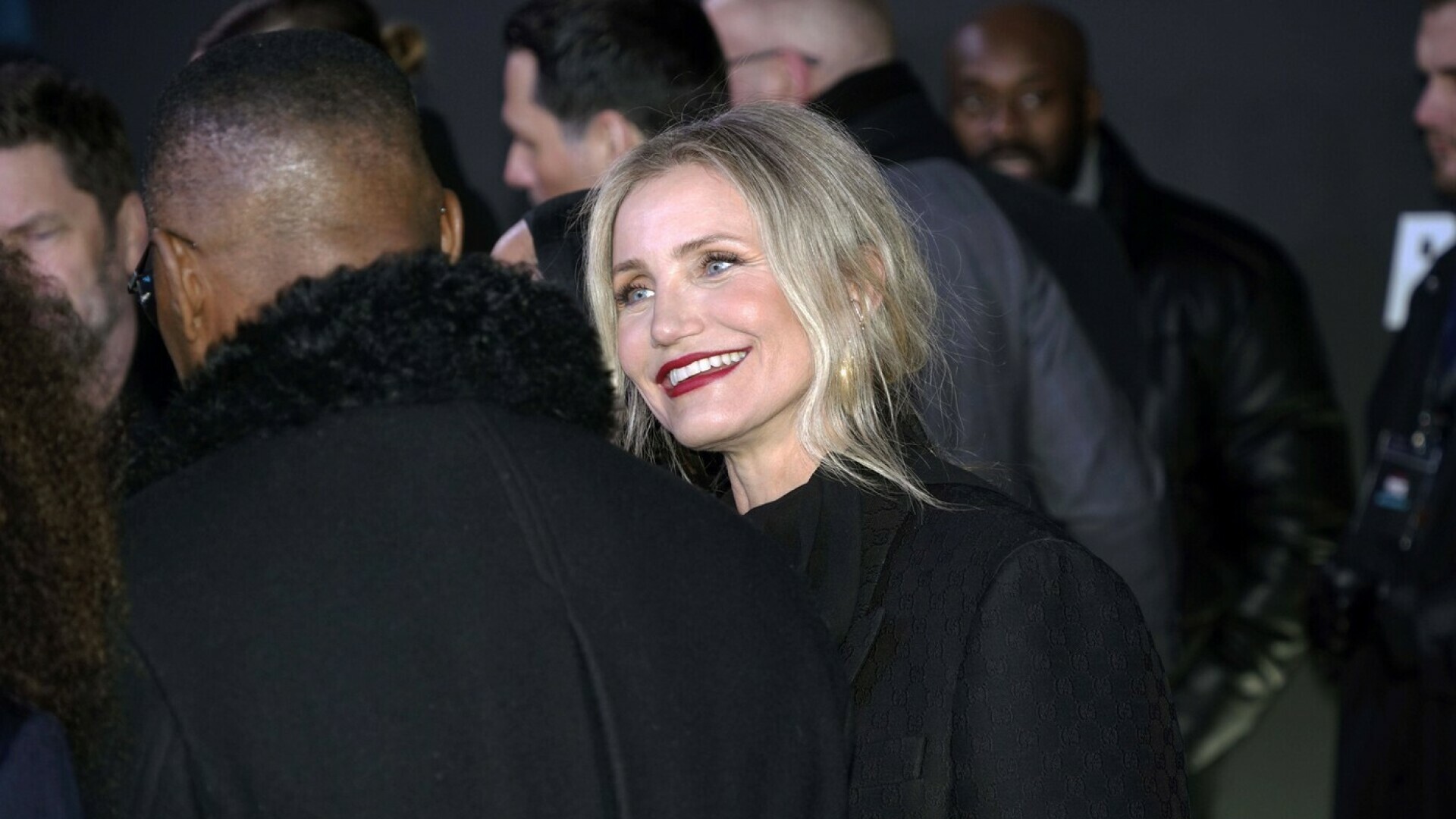 Poznata plavuša dobila je bebu u 52. godini, a sad ju je prvi put ...