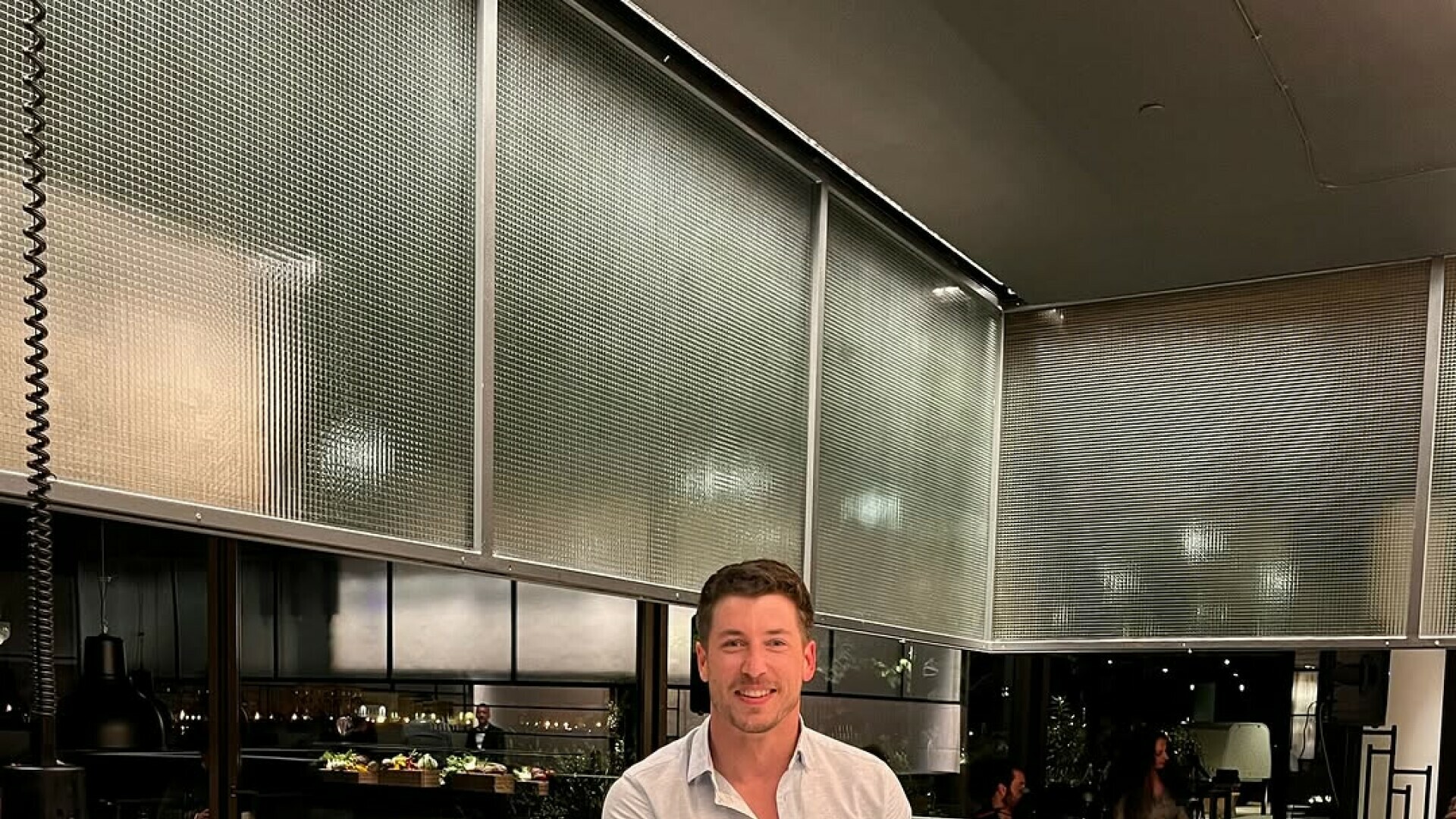 Naš glumac nestao je s društvenih mreža, a sad se vratio s novim ...