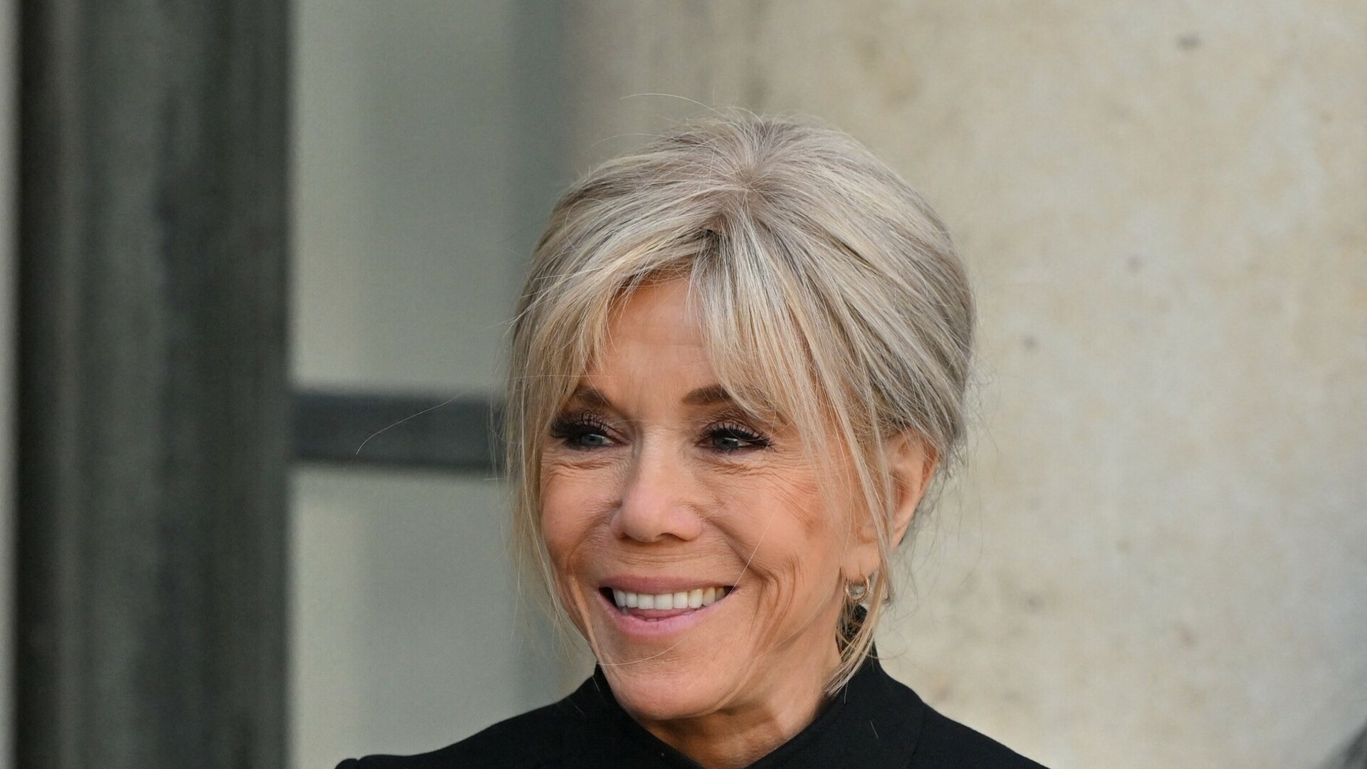 Zbog Brigitte Macron iz ormara vadimo suknju koja prije par godina nije ...
