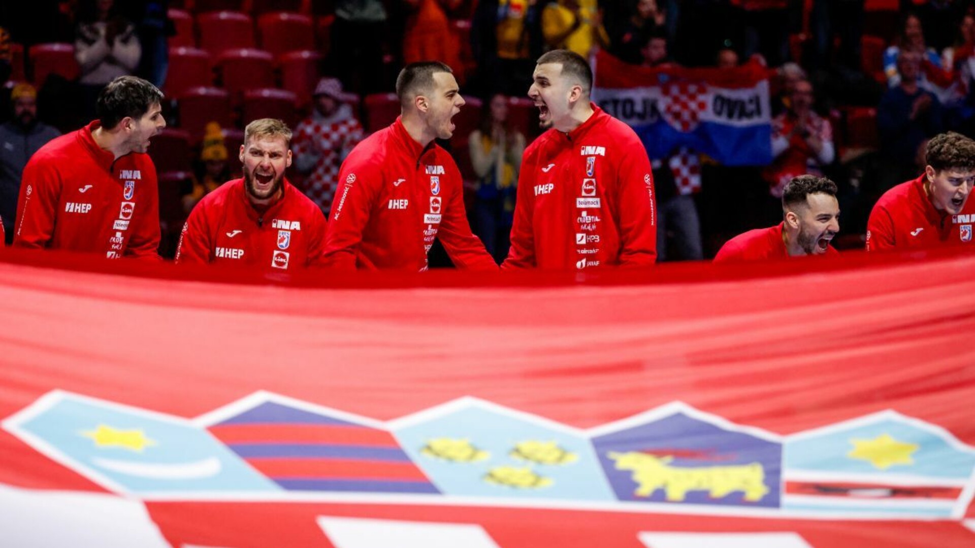 Bolje im je da izbrišu: Pogledajte što su Danci napisali dok je još ...