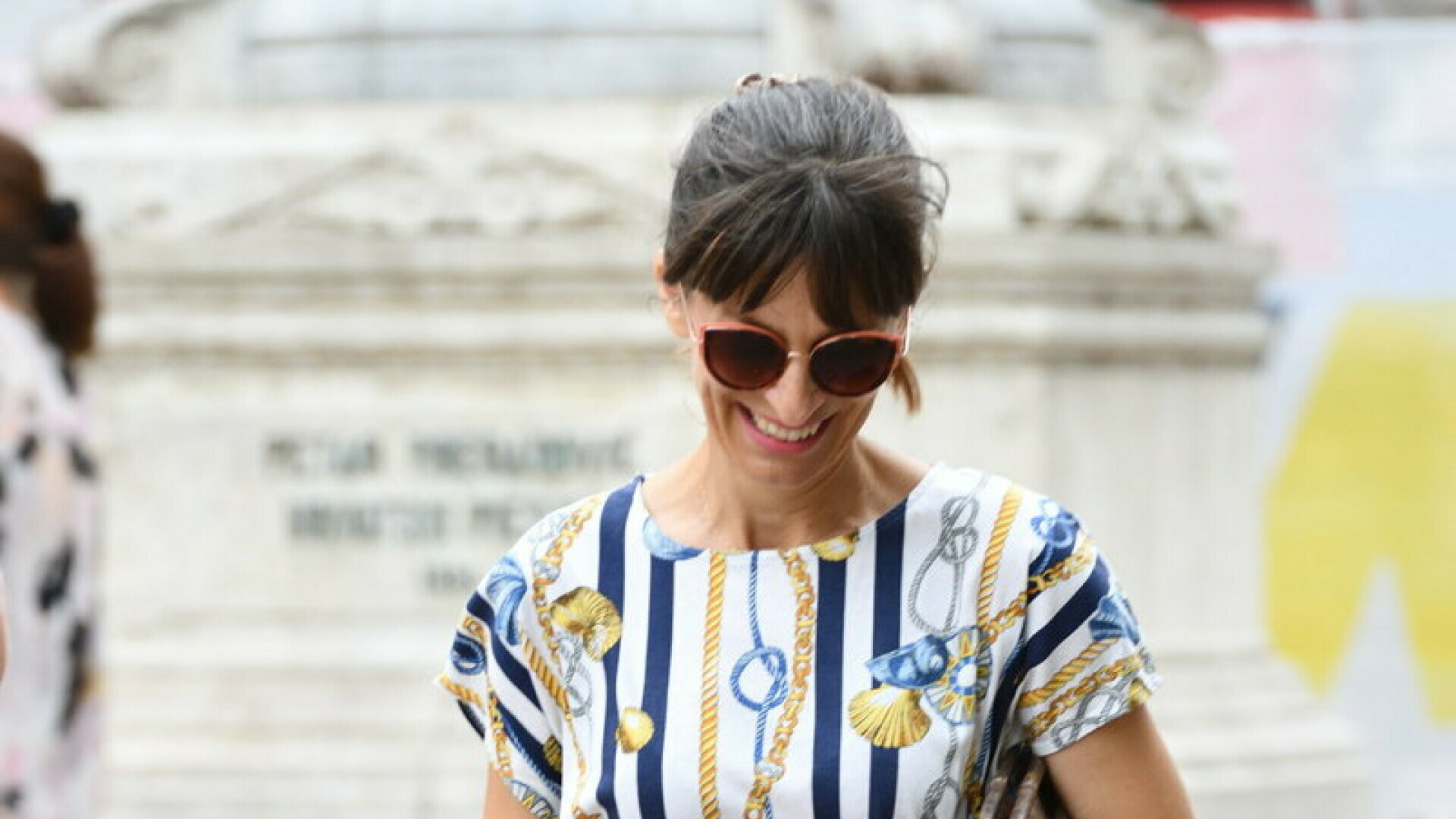 Supruga Sandija Cenova baš se istaknula u masi, evo kako izgleda bolja polovica našeg pjevača ...