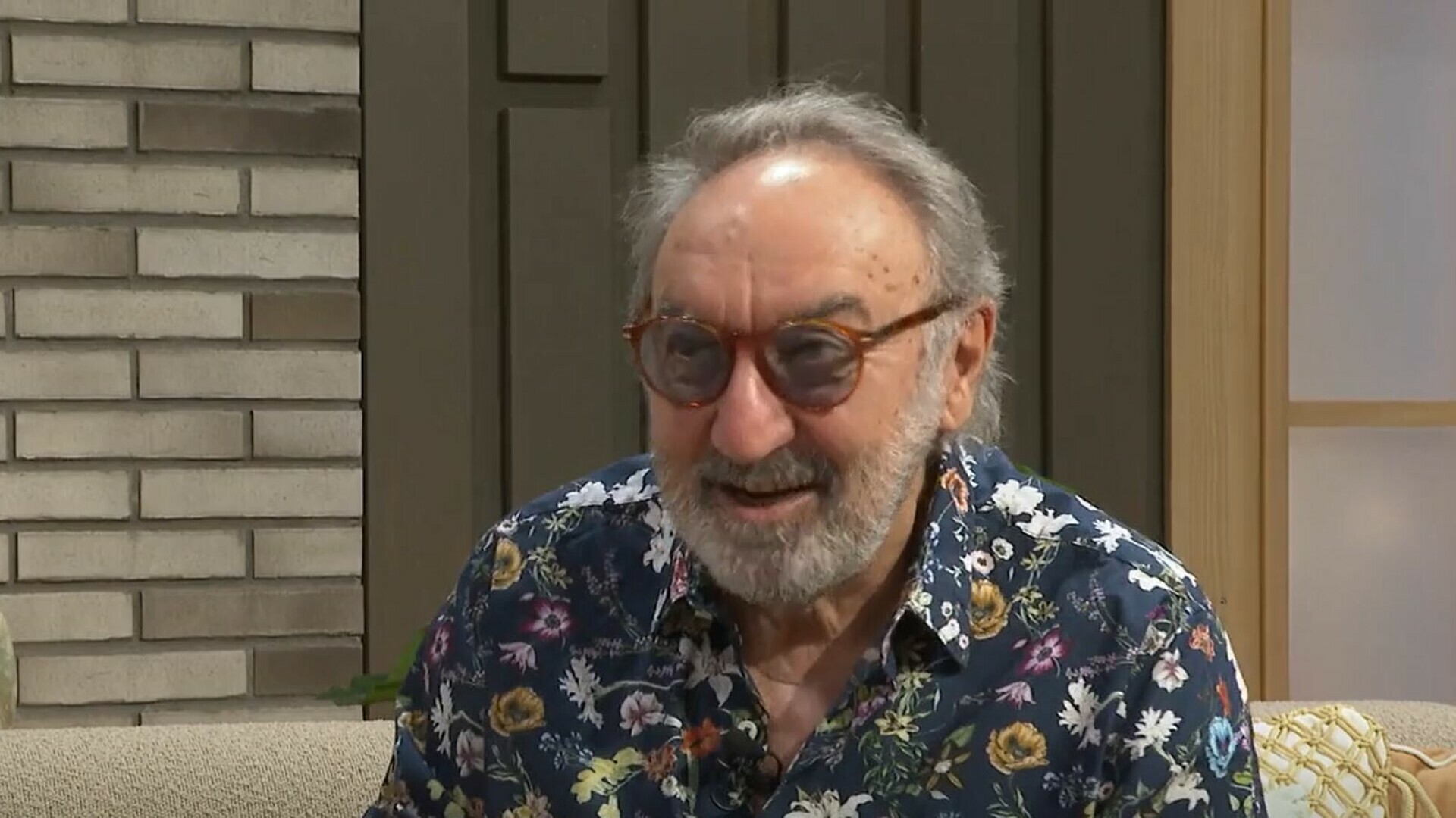 Vladimir Kočiš Zec nije skidao osmijeh s lica u izlasku sa suprugom u ...