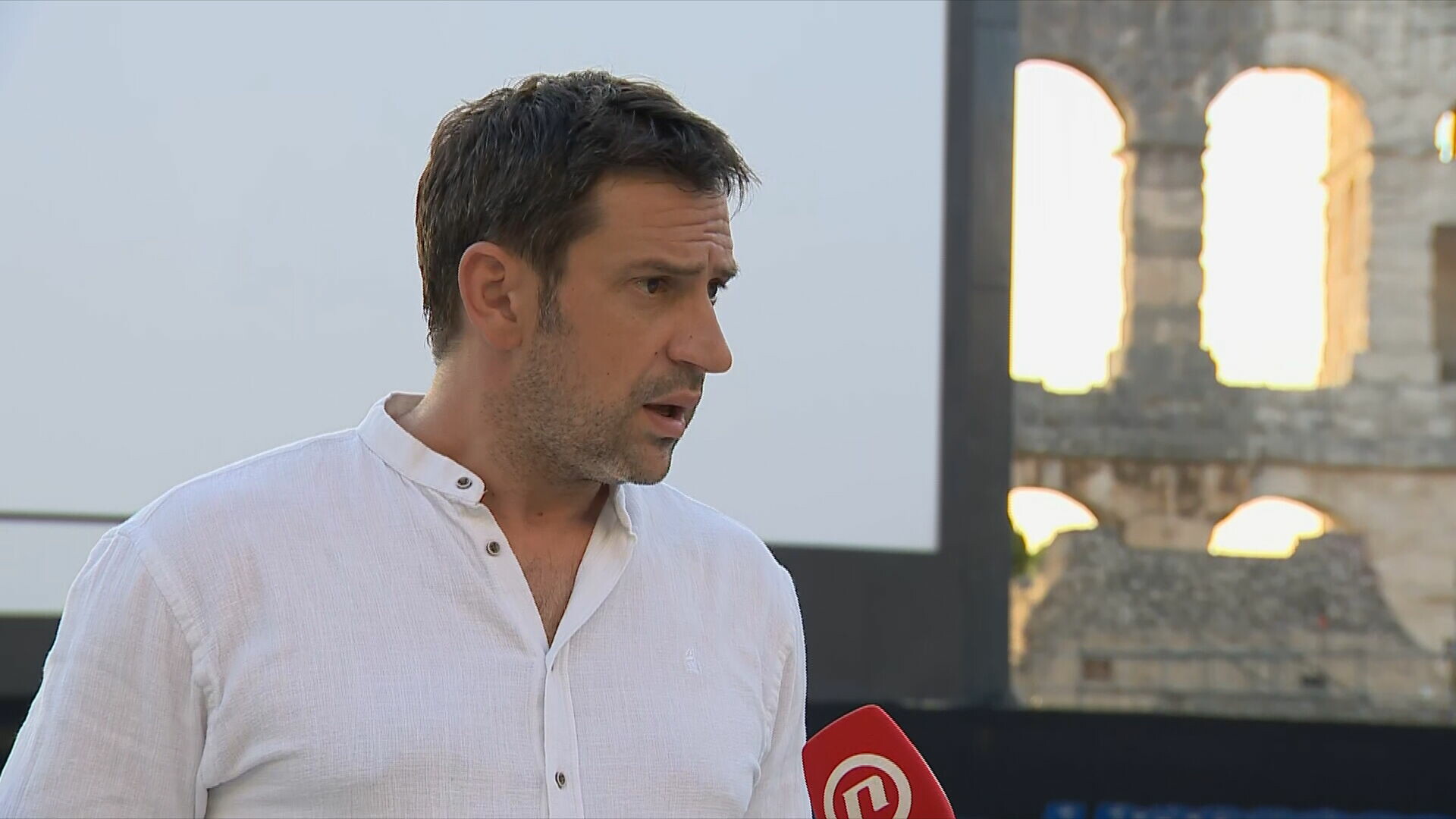 Djevojka Gorana Bogdana je trudna, par je dugo skrivao da čekaju prvo dijete!