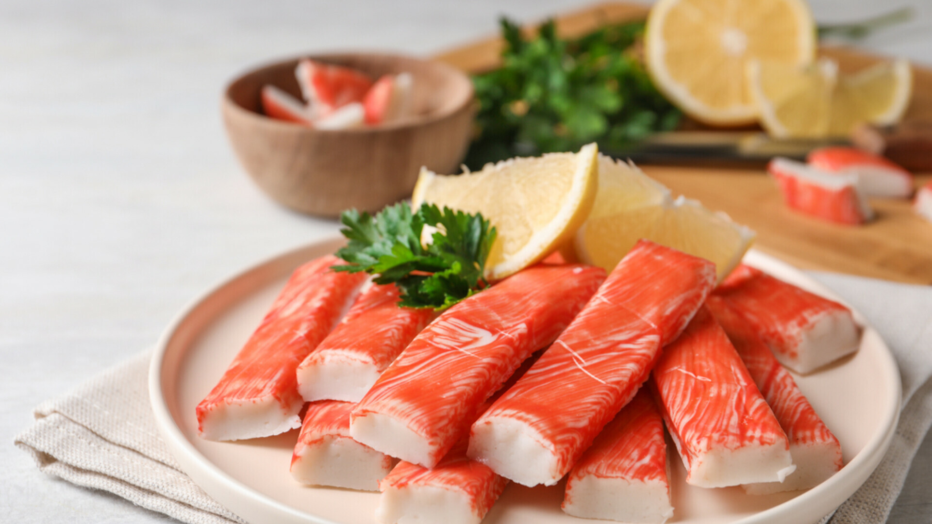 Surimi: Što se nalazi u ribljim štapićima koji se mogu naći i na ...