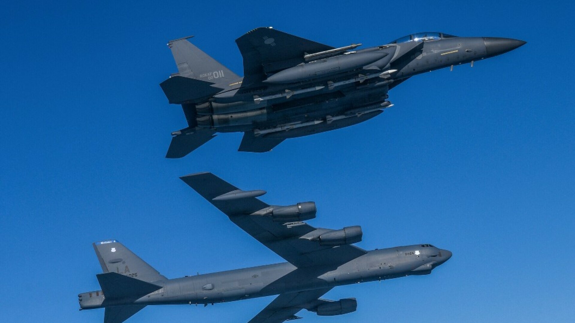 Ruski borbeni avioni presreli američke bombardere!