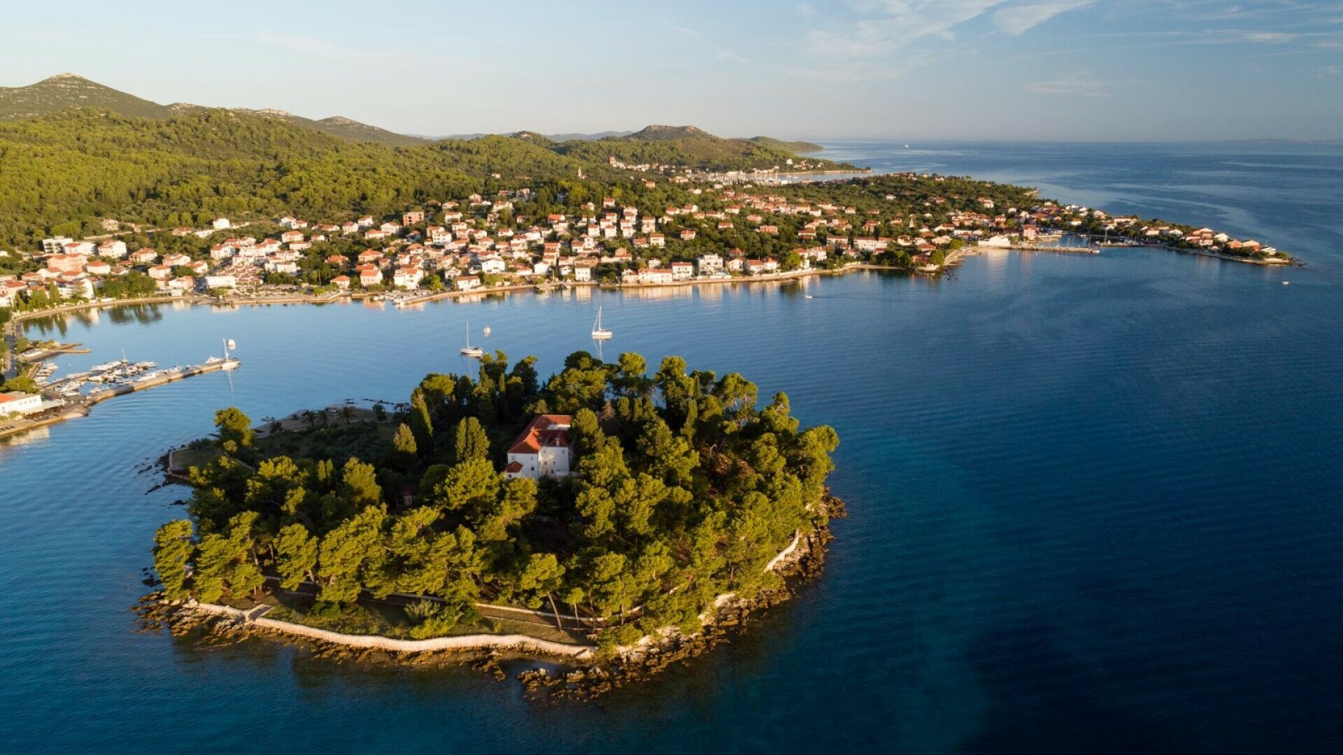 Zeleni čuvar Zadarskog kanala: Otok stvoren za ljubitelje divljine i ...