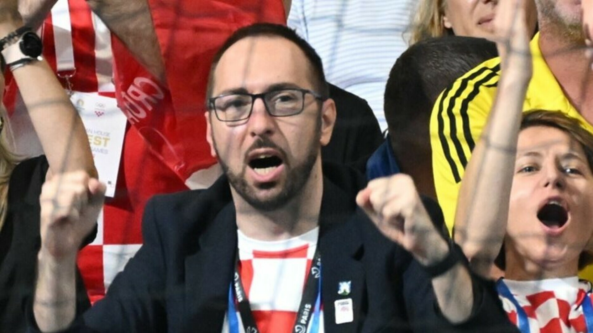 Pogledajte kako je zagrebački gradonačelnik slavio prvu pobjedu ...