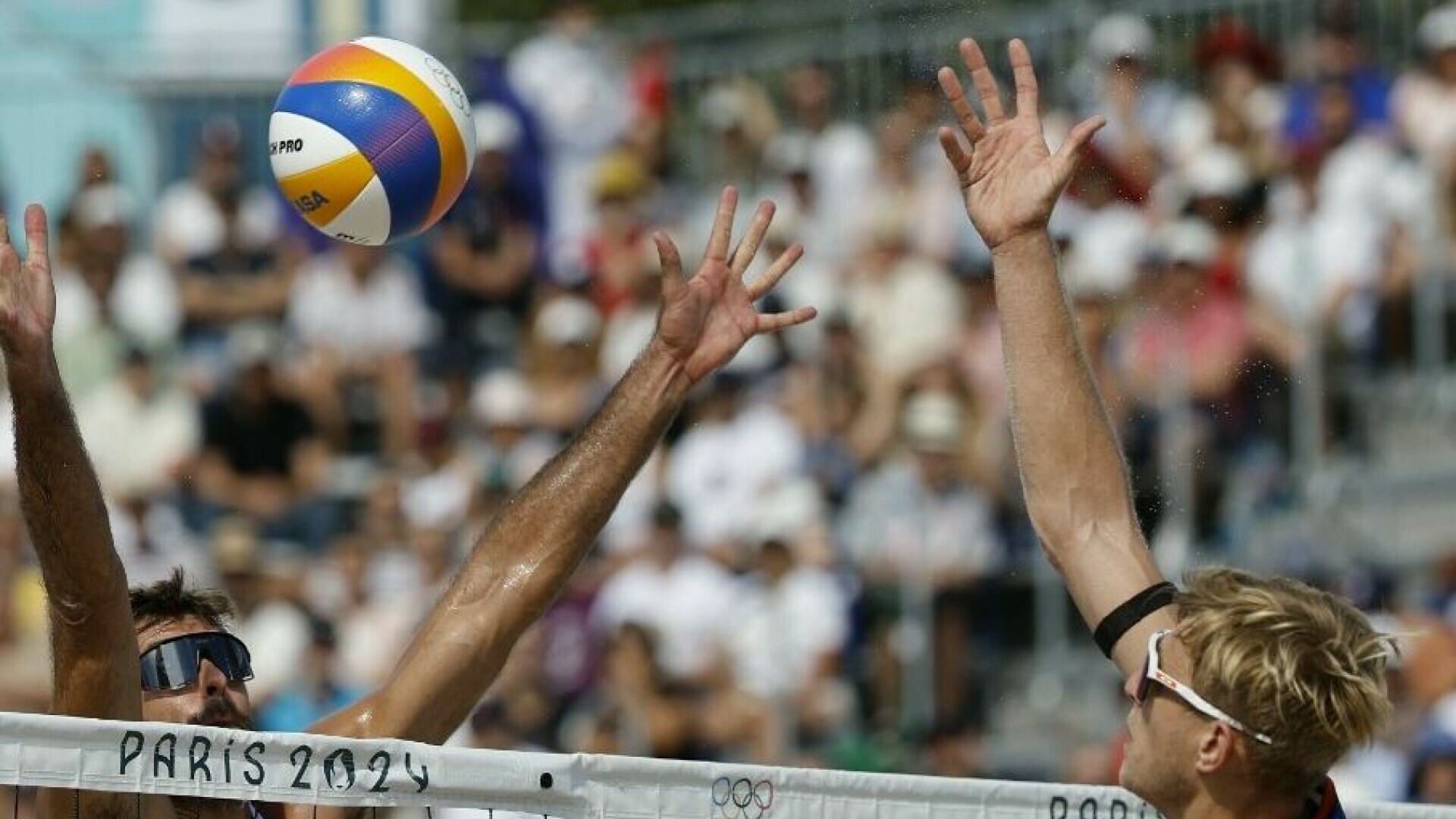 Salve zvižduka u Parizu: Osuđen za silovanje 12-godišnje djevojčice, a ...