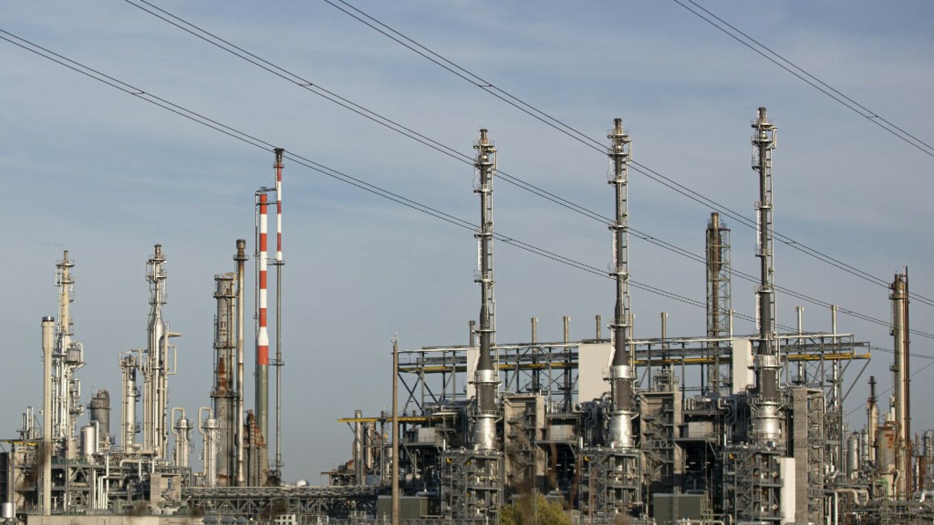 VIDEO Eksplozija u najvećoj njemačkoj rafineriji: Građanima izdano ...