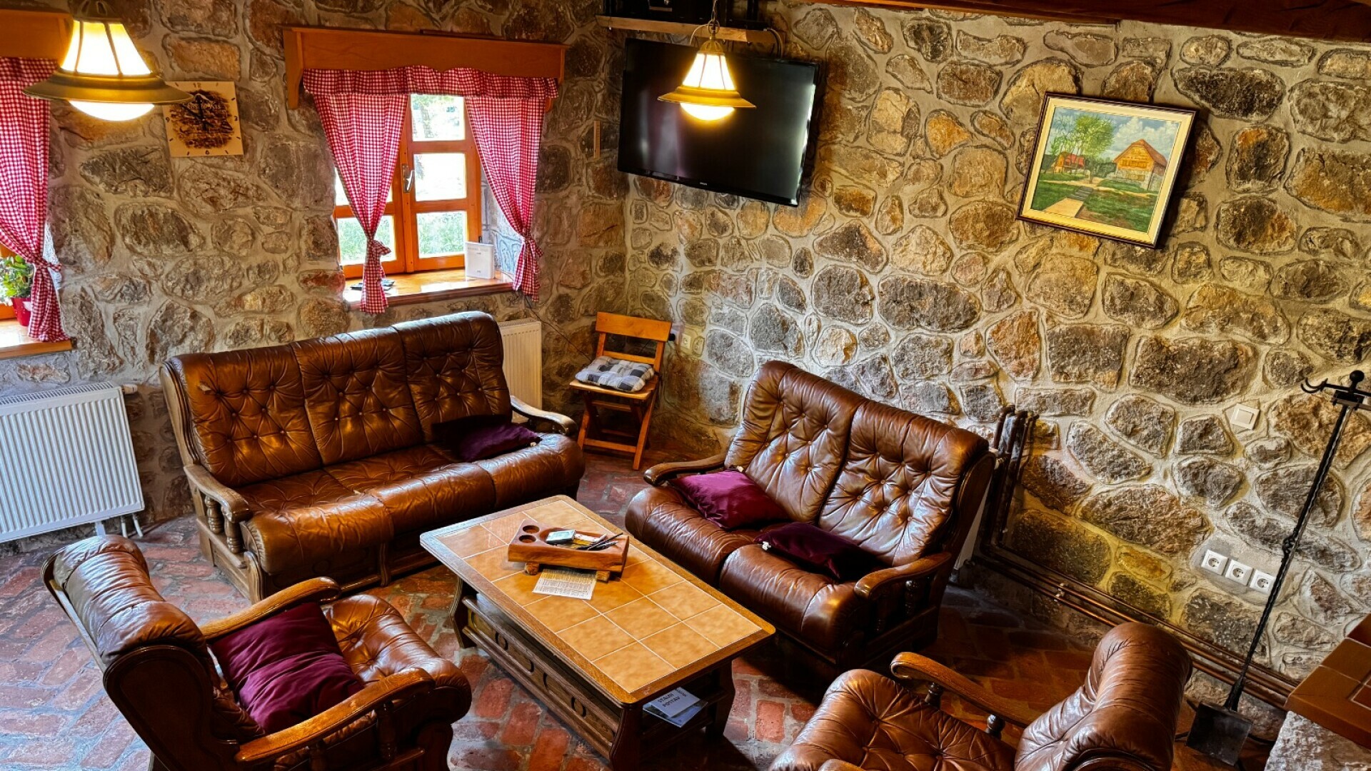 Idila u Lici: Luksuzne seoske kuće koje se rezerviraju i godinu dana ...