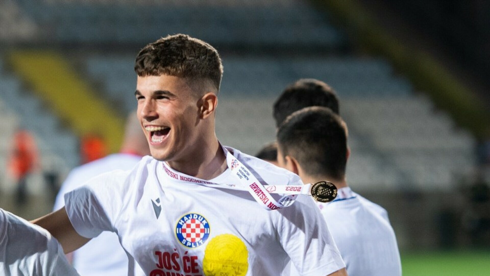 Službeno realiziran najveći transfer u povijesti Hajduka: Luka Vušković ...