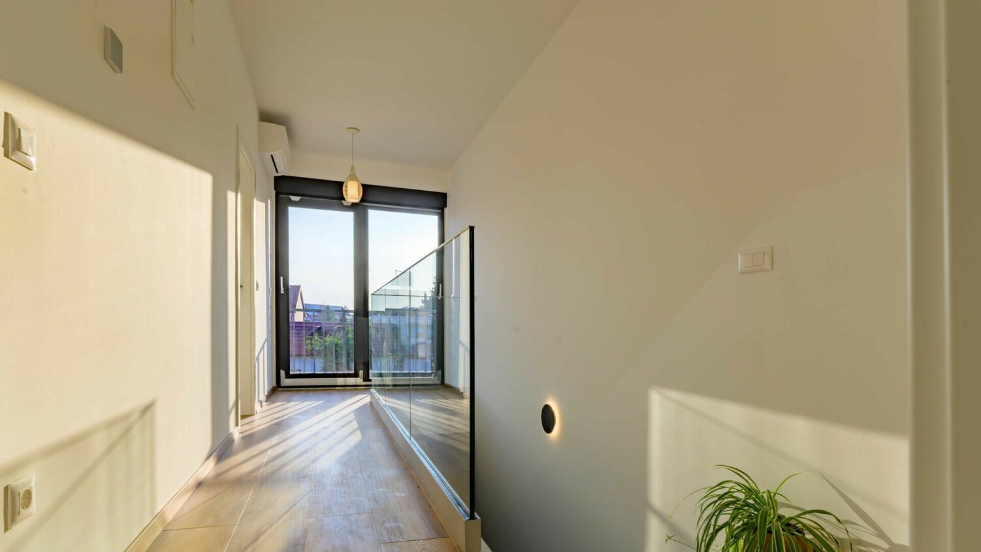 Dom koji vas voli natrag: Tri etaže mira, svjetla i ugode u srcu Varaždina