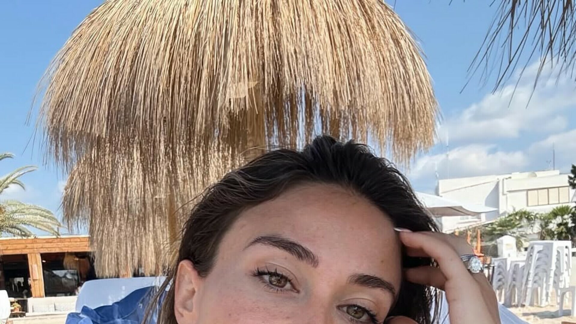 Prozirna haljina Dilette Leotte nije skoro ništa prekrila: "Ovo ne može ...