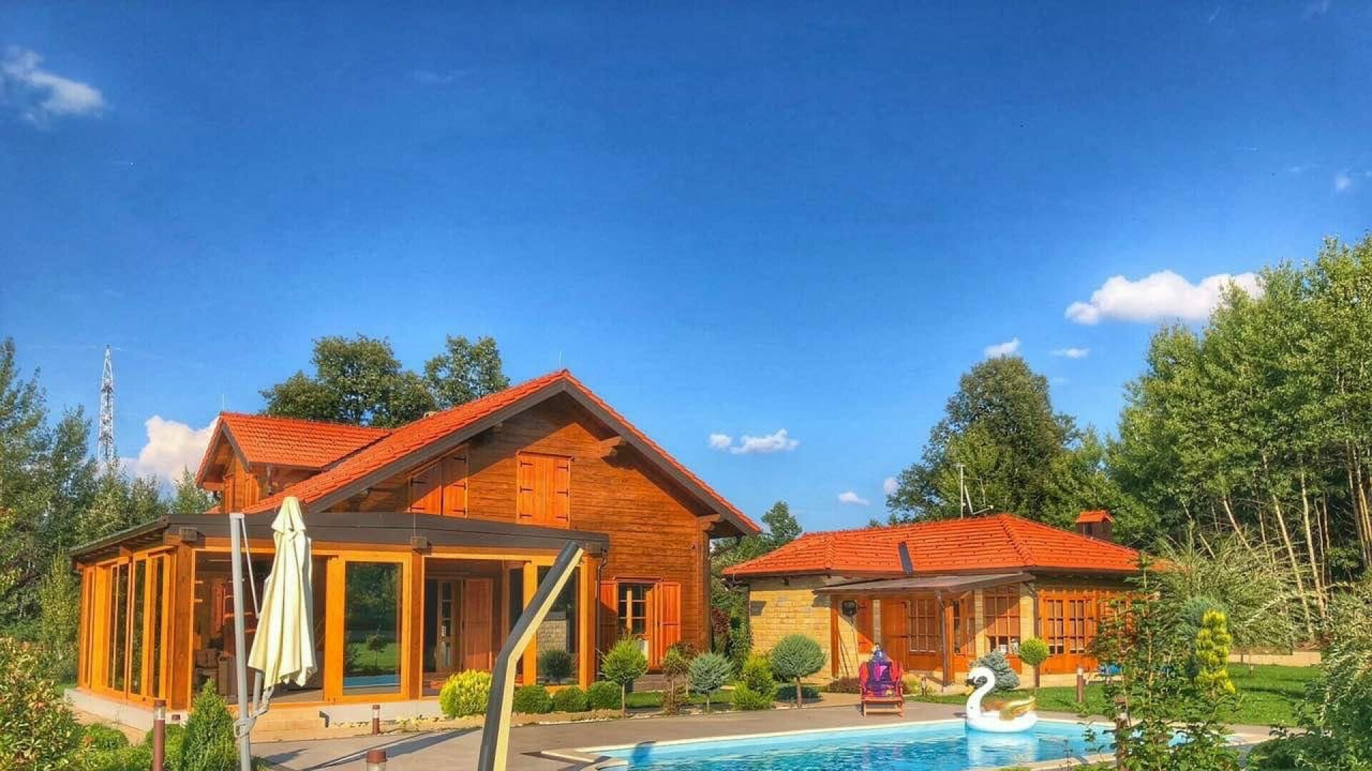 Život izvan vremena: Mir, priroda i komfor pod Velebitom koji se ne ...