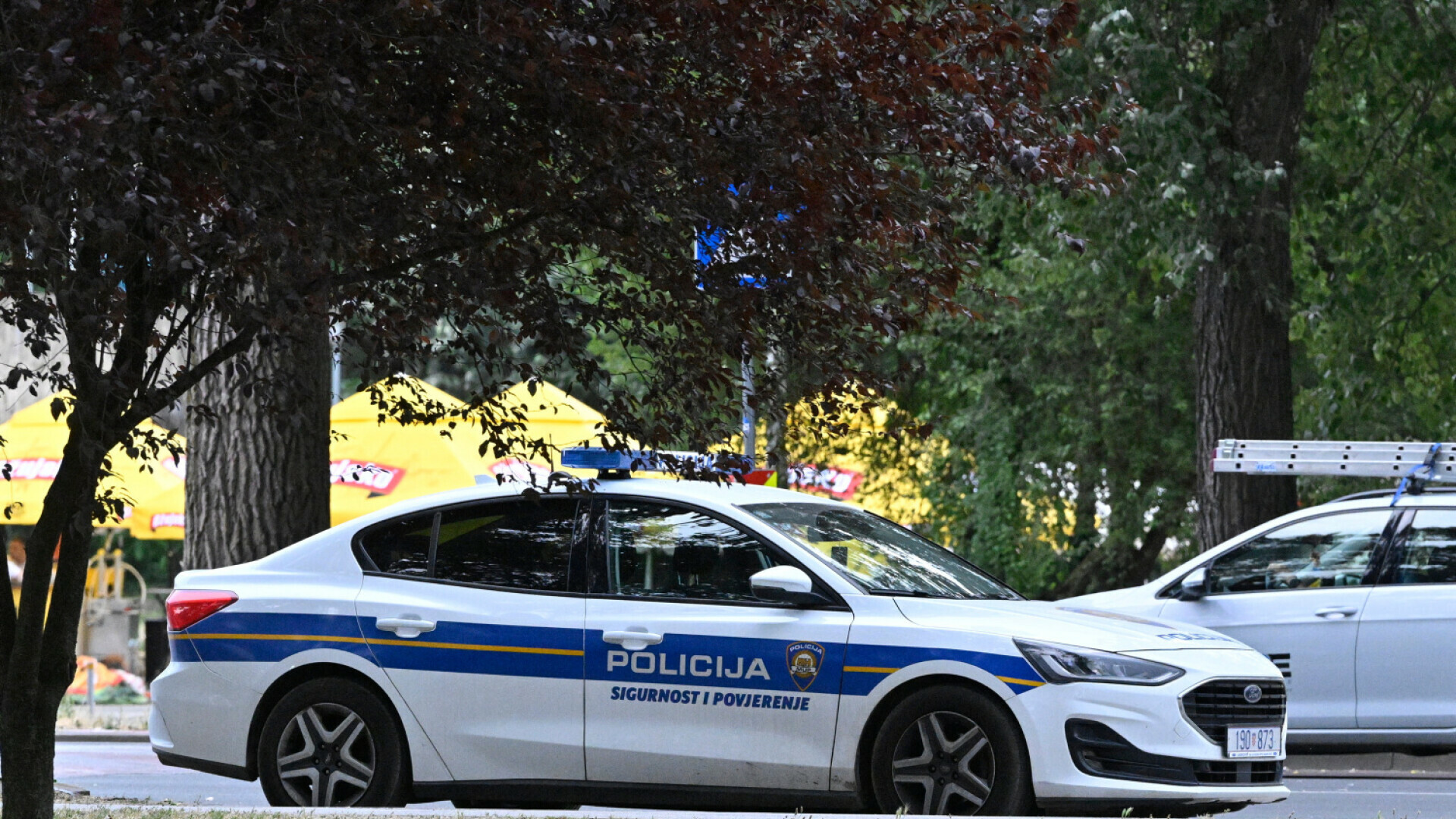 Policija privela dvojicu Nizozemaca: Sve je započelo u kafiću, a završilo na policiji