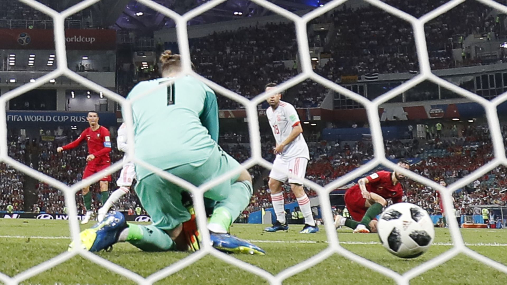 Kariuse, jesi li to ti? Katastrofalna pogreška De Gee postala hit na ...