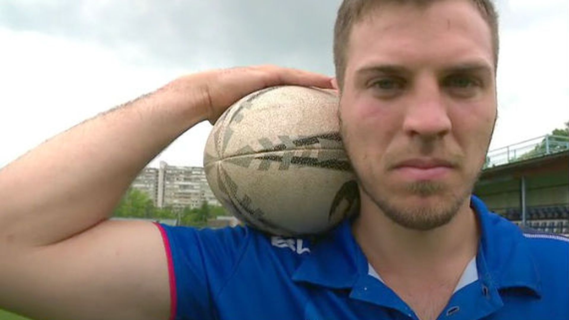 Prije tri godine ponovno je učio hodati, dolazi iz Afrike, ali ima ...