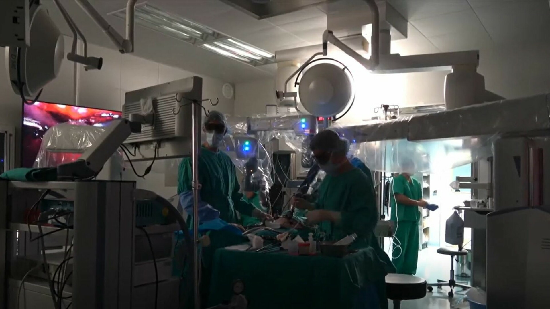 Operacije raka prostate pomoću robotske ruke: "Kamera se miče kako mi ...