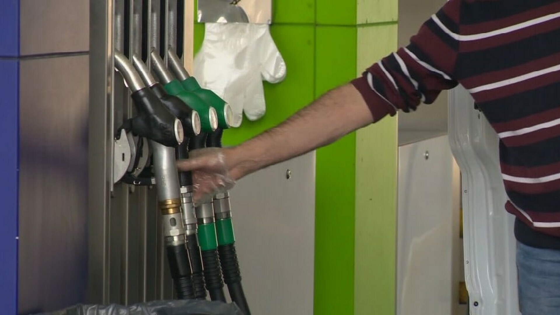 Nove cijene goriva od idućeg tjedna: "Ma dobro, meni muž toči - meni je ...