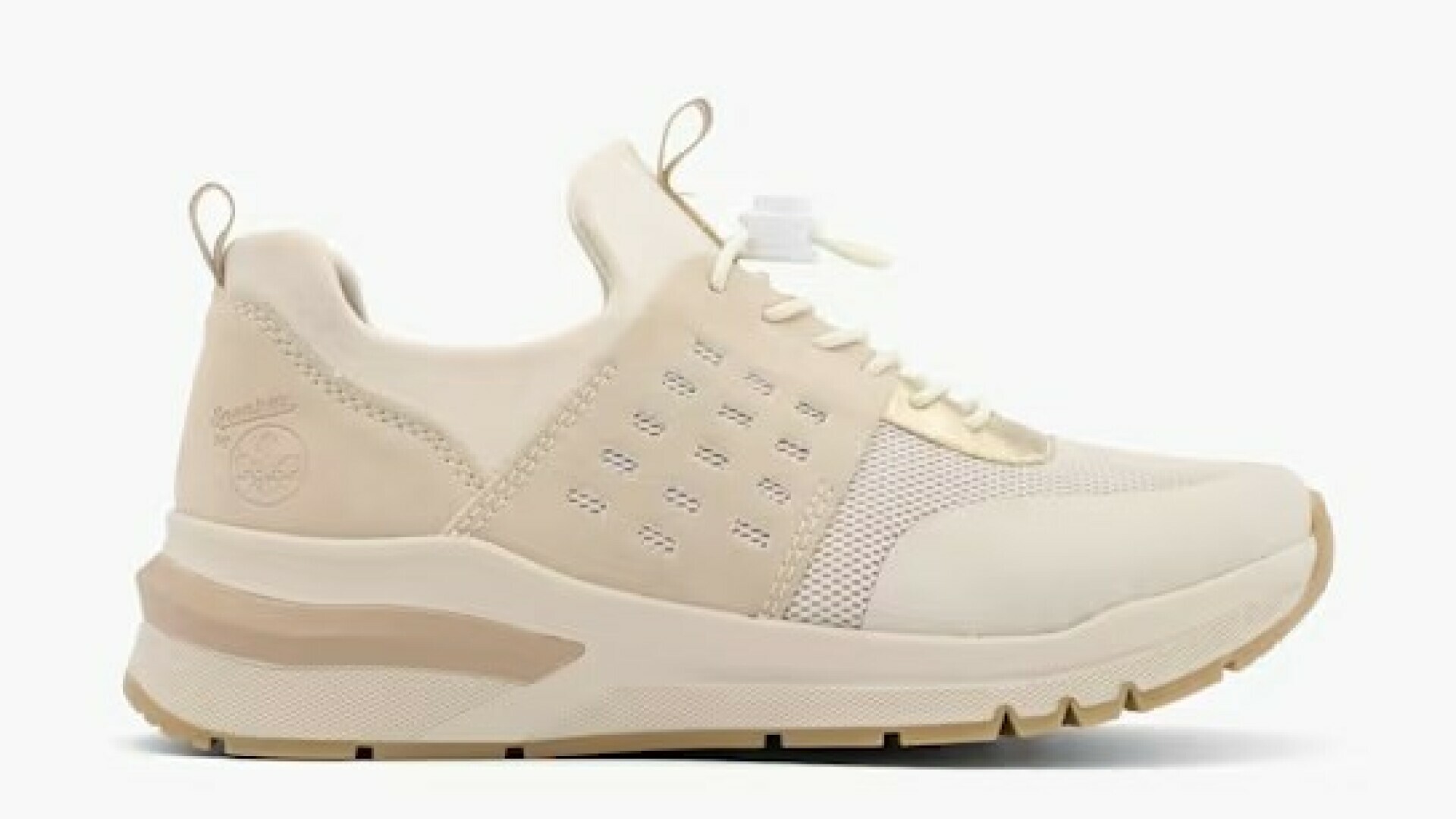 12 modela tenisica za ljeto koje vizualno produžuju noge i cijelu figuru