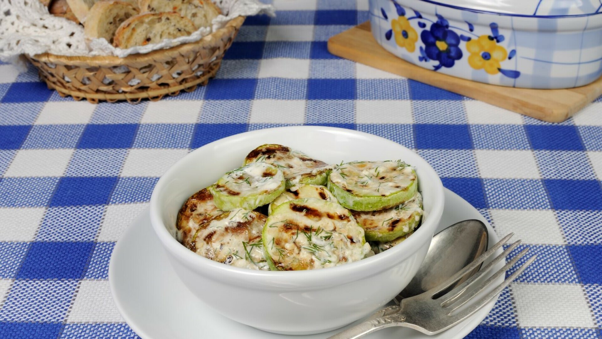 Jednostavan recept za pravi okus ljeta: Neodoljivo predjelo s tikvicama ...