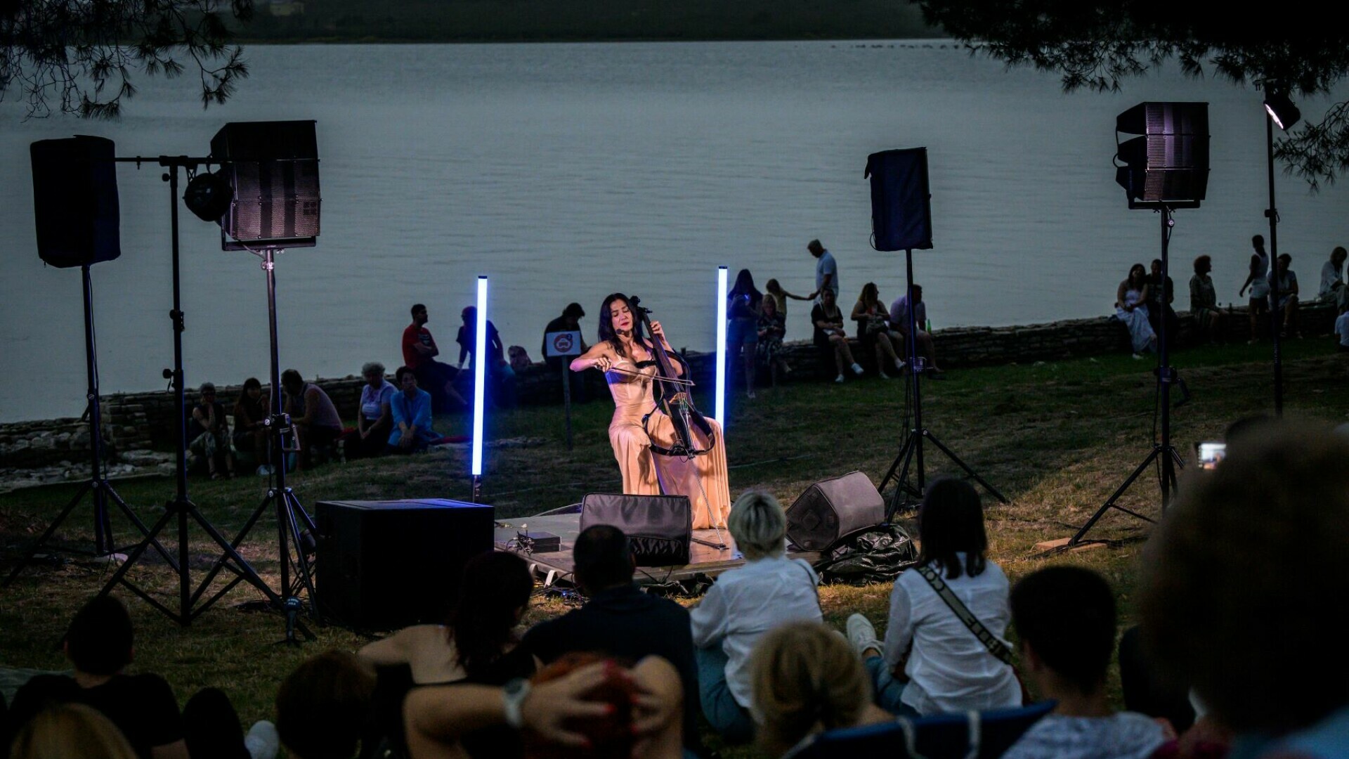 Ana Rucner podijelila je fotografiju sina kojeg ima s Vladom Kalemberom ...