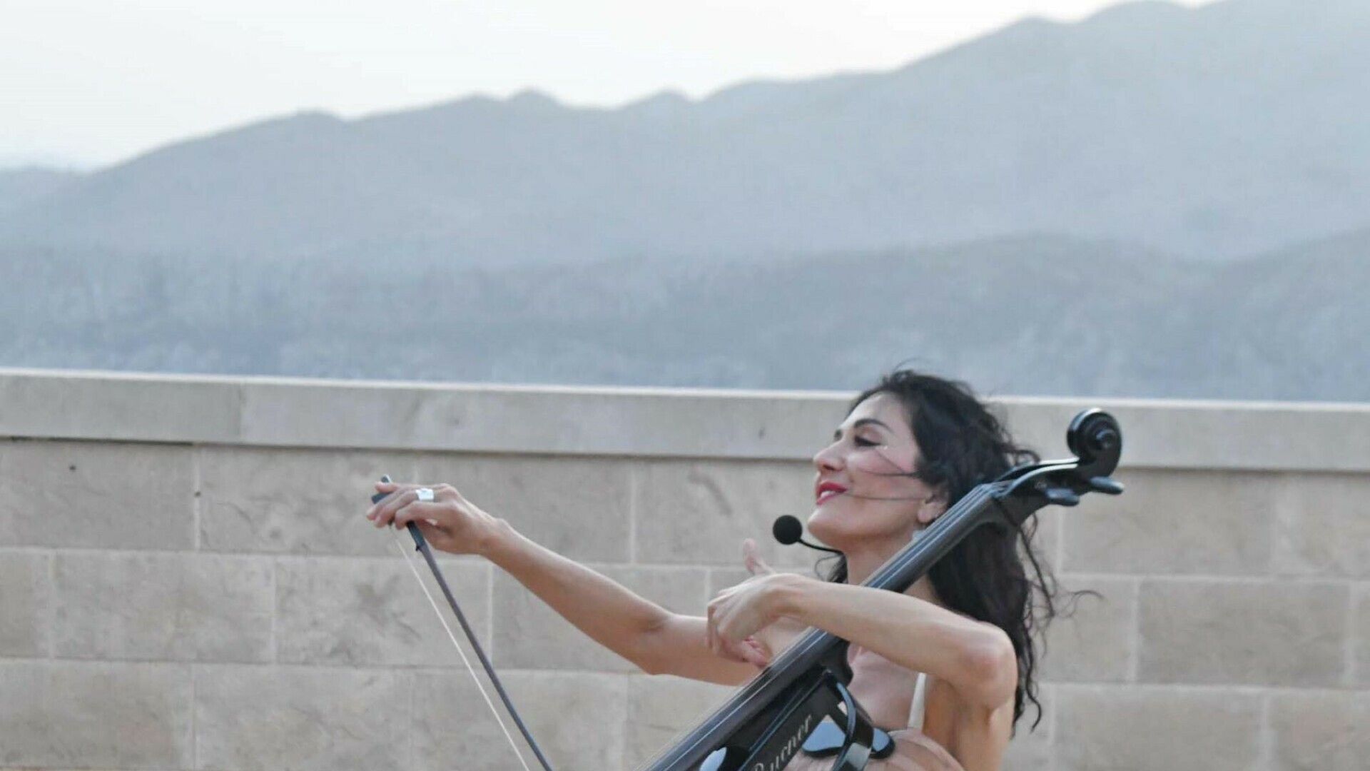 Ana Rucner 2025. dočekala u bikiniju, javila se s egzotične lokacije pa ...